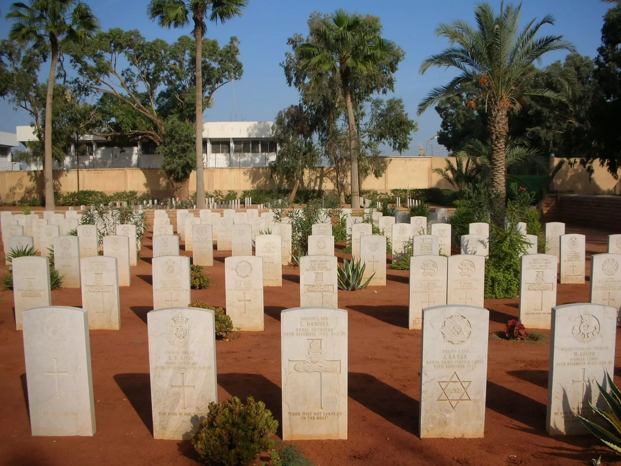 The Visual Culture of Remembrance - Catherine Moriarty | PPT