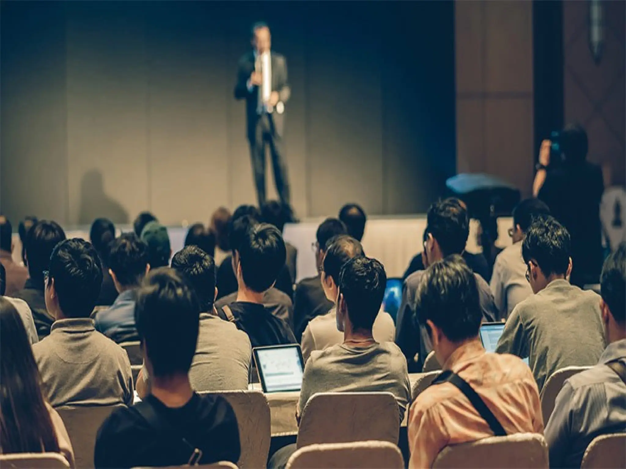 Chap 4 public speaking.pptxppppppppppppppp | PPT