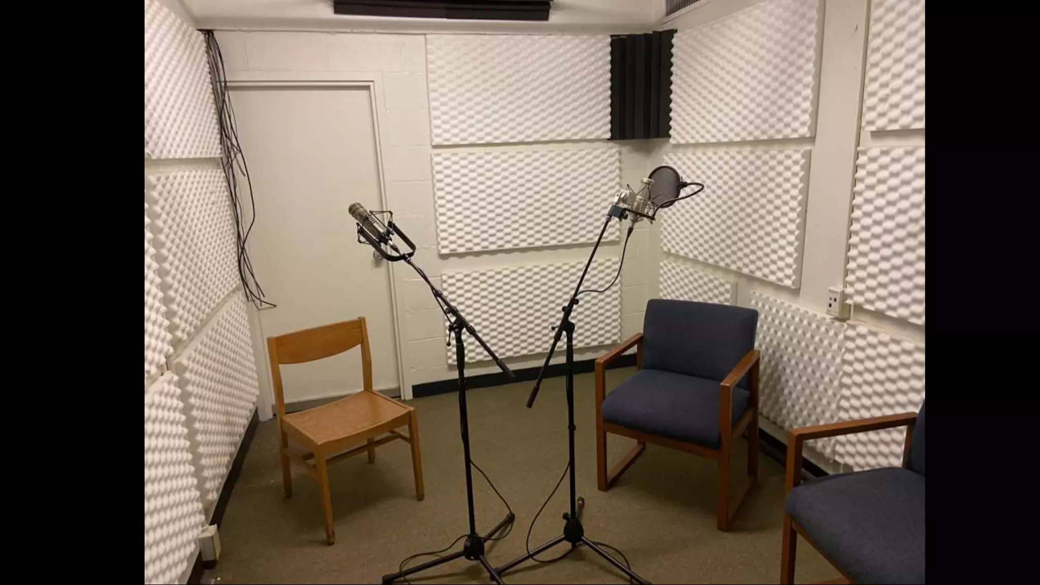 Chicago Audio Studio.pptx