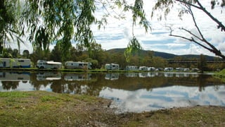 Benefits of RV Tourism by Richard Barwick | PPT