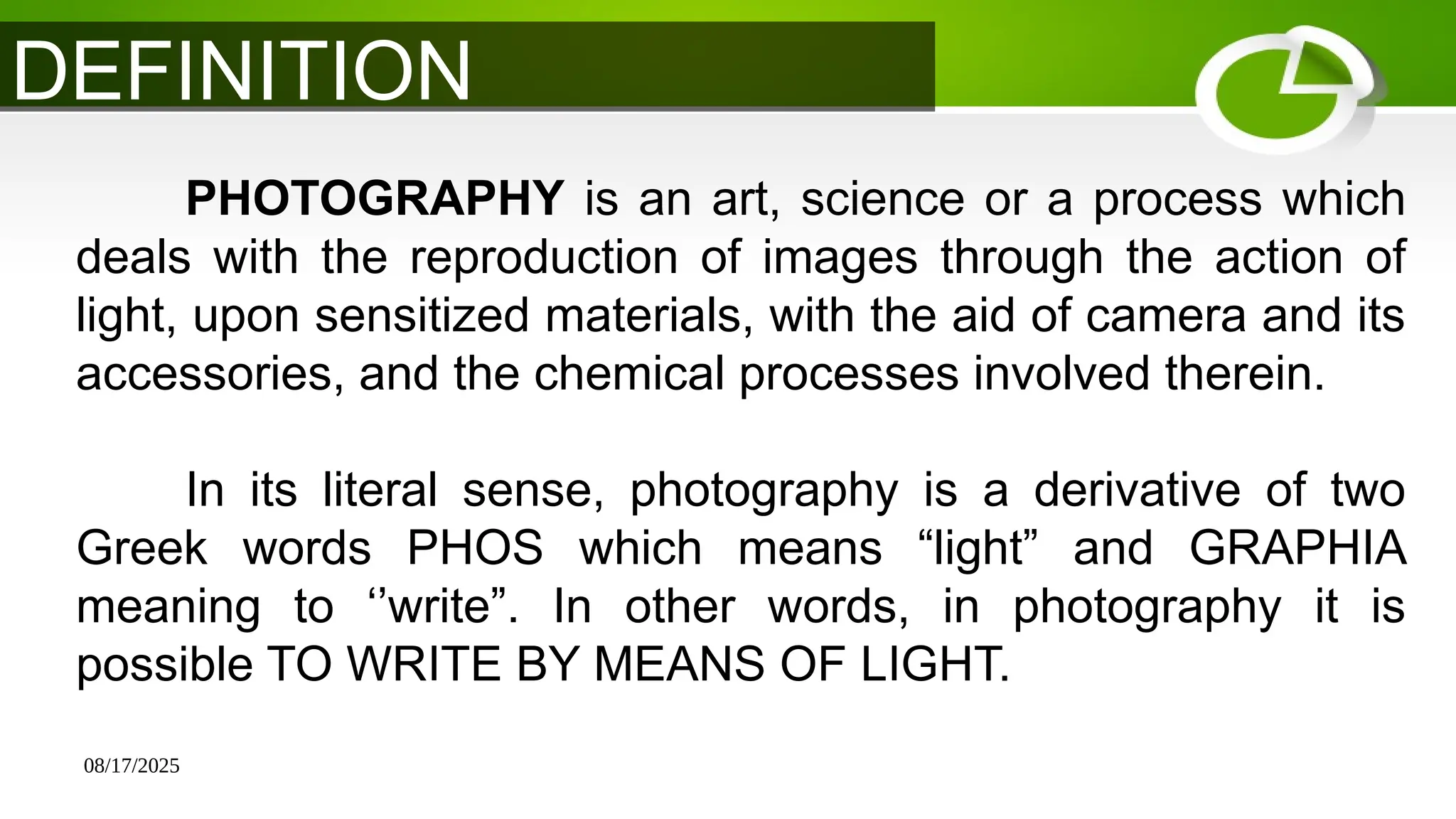 CMU-WEEK-2_TOPIC_Photography_Its_Definition_Historical_Background_and_Princi (1).pptx