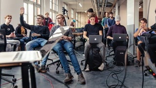 CODE University of Applied Sciences - NOAH19 Berlin | PPT