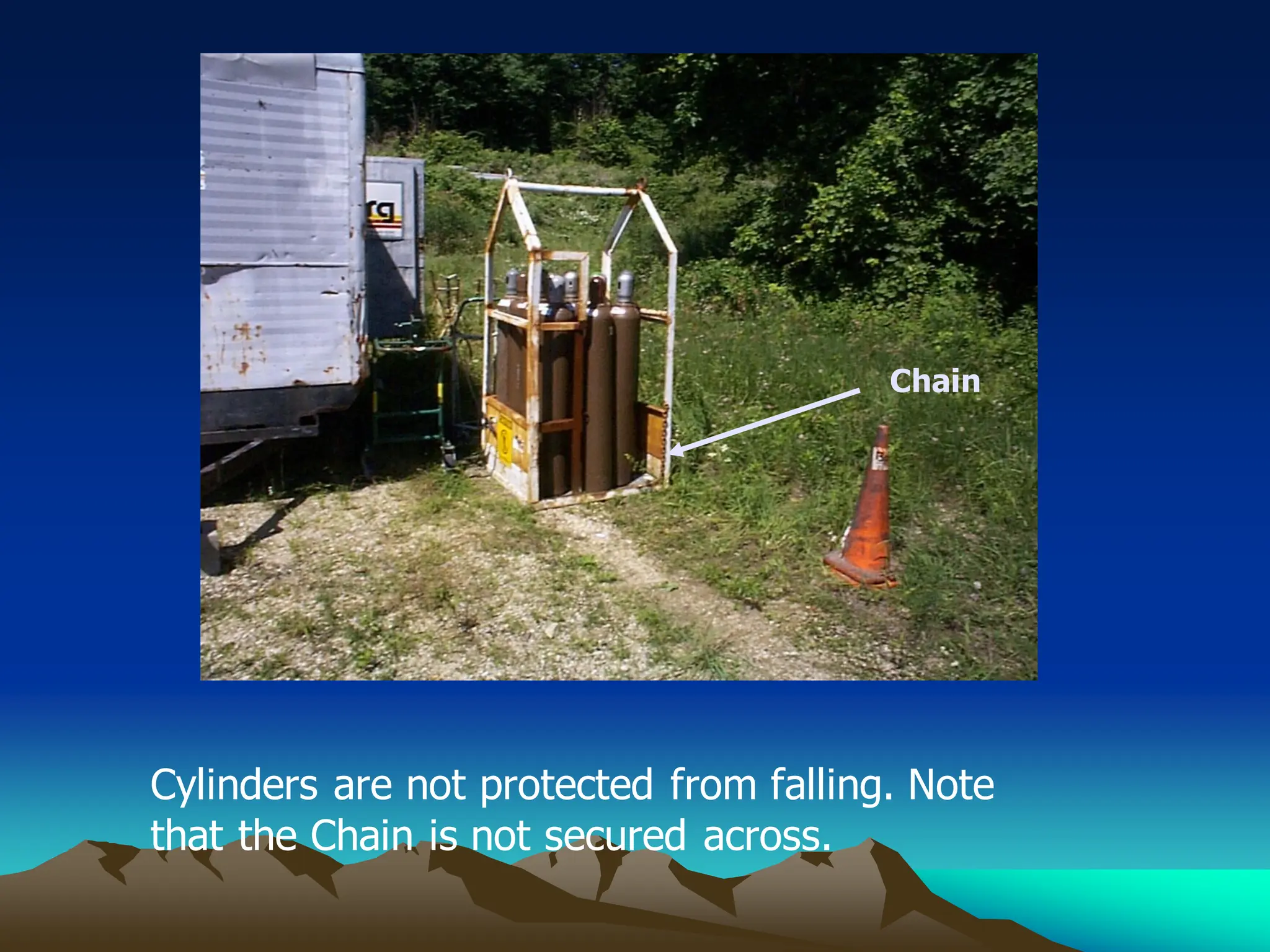 Compressed cylinder safety precautions .pdf