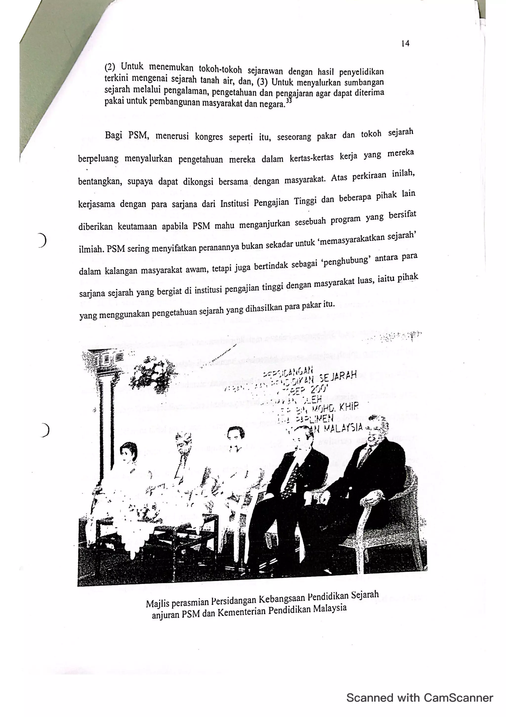 Contoh Esei ilmiah KK Sej.pdf