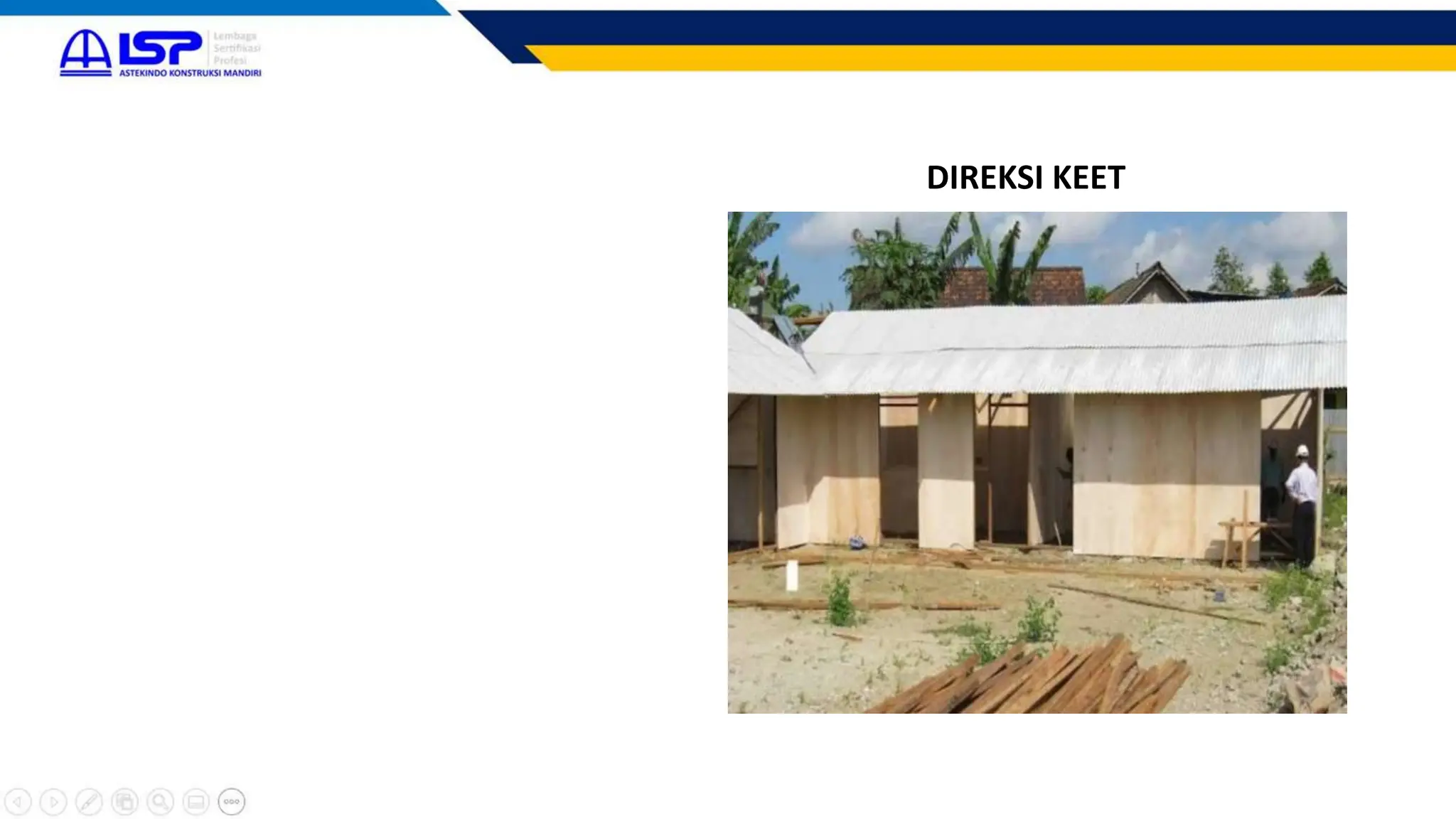 CONTOH FORMAT PPT PELAKSANA LAPANGAN DRAINASE PERKOTAAN.pptx