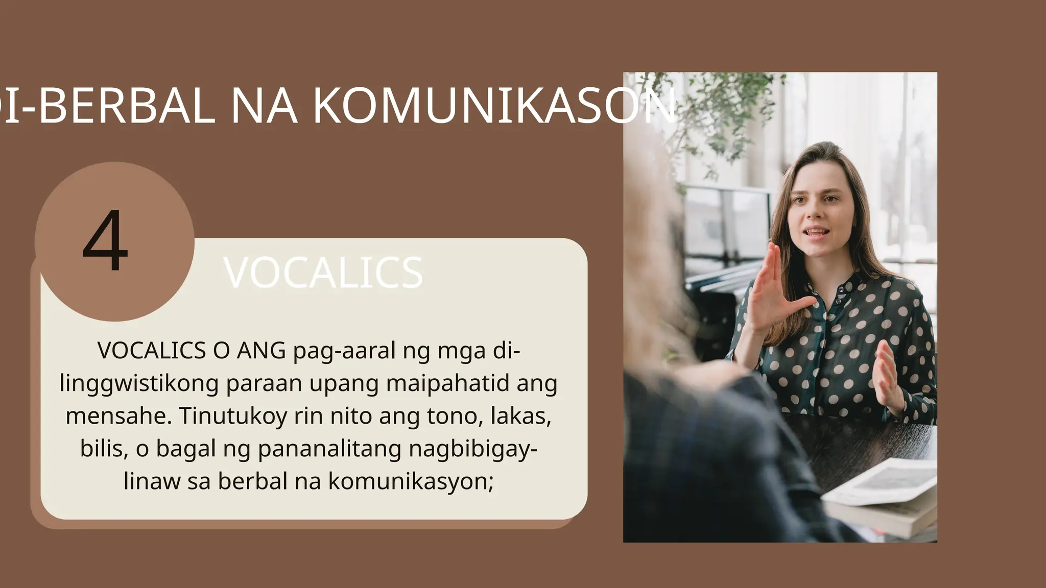 Copy of MGA TIYAK NA HALIMBAWA NG KOMUNIKASYON.pptx