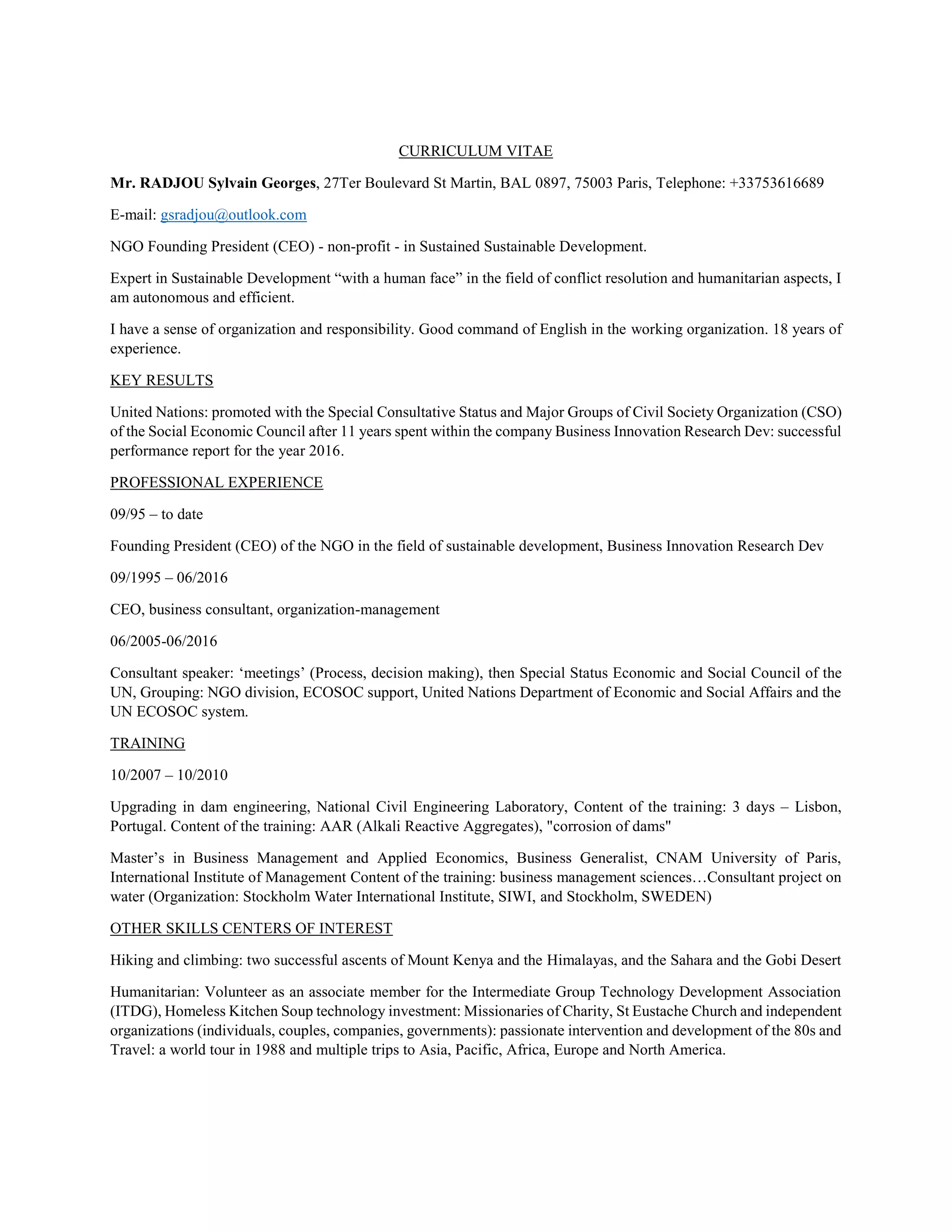 CURRICULUM VITAE ENGLISH 28-04-23.pdf