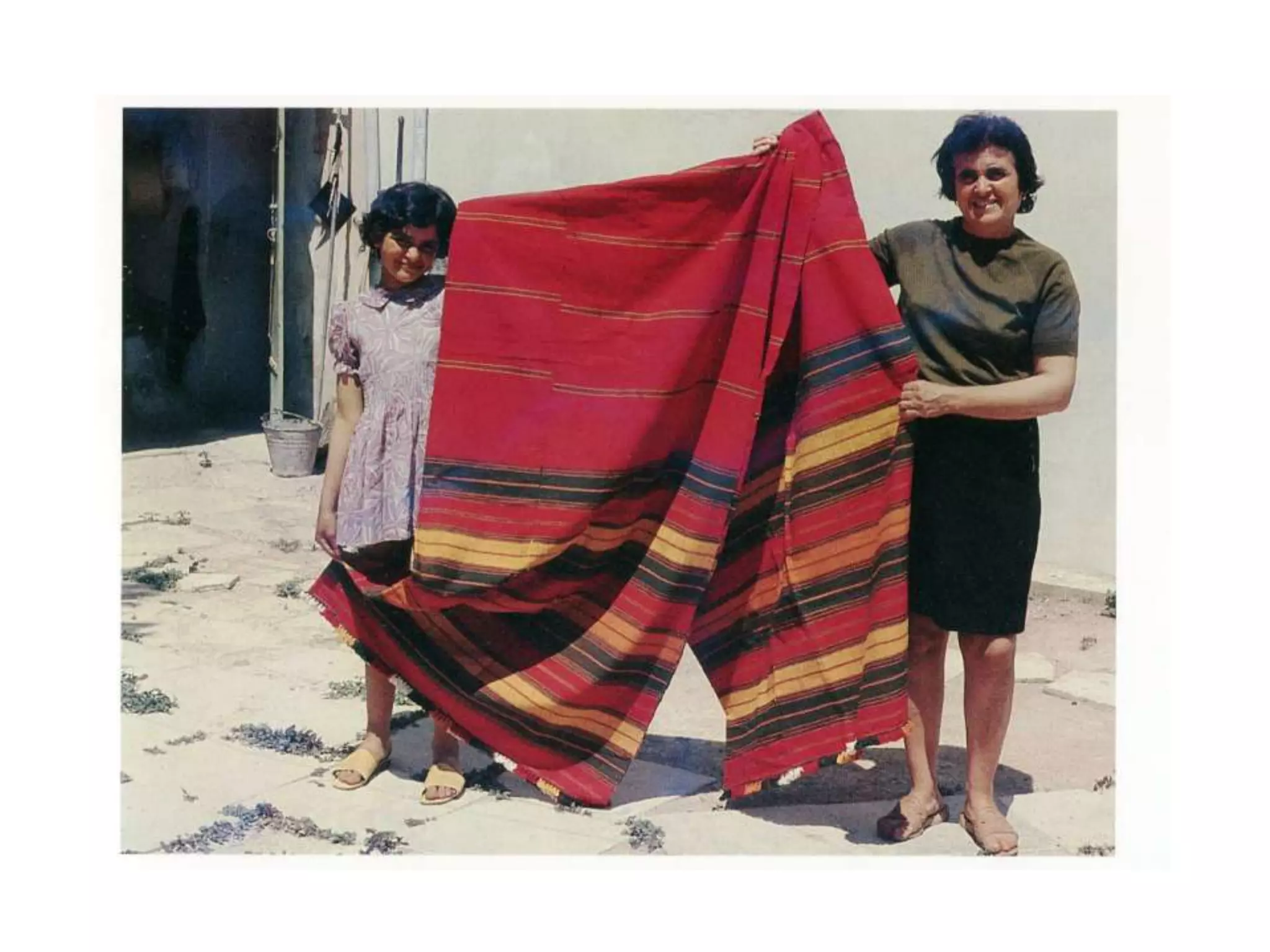 Cyprus traditional textiles | PPSX