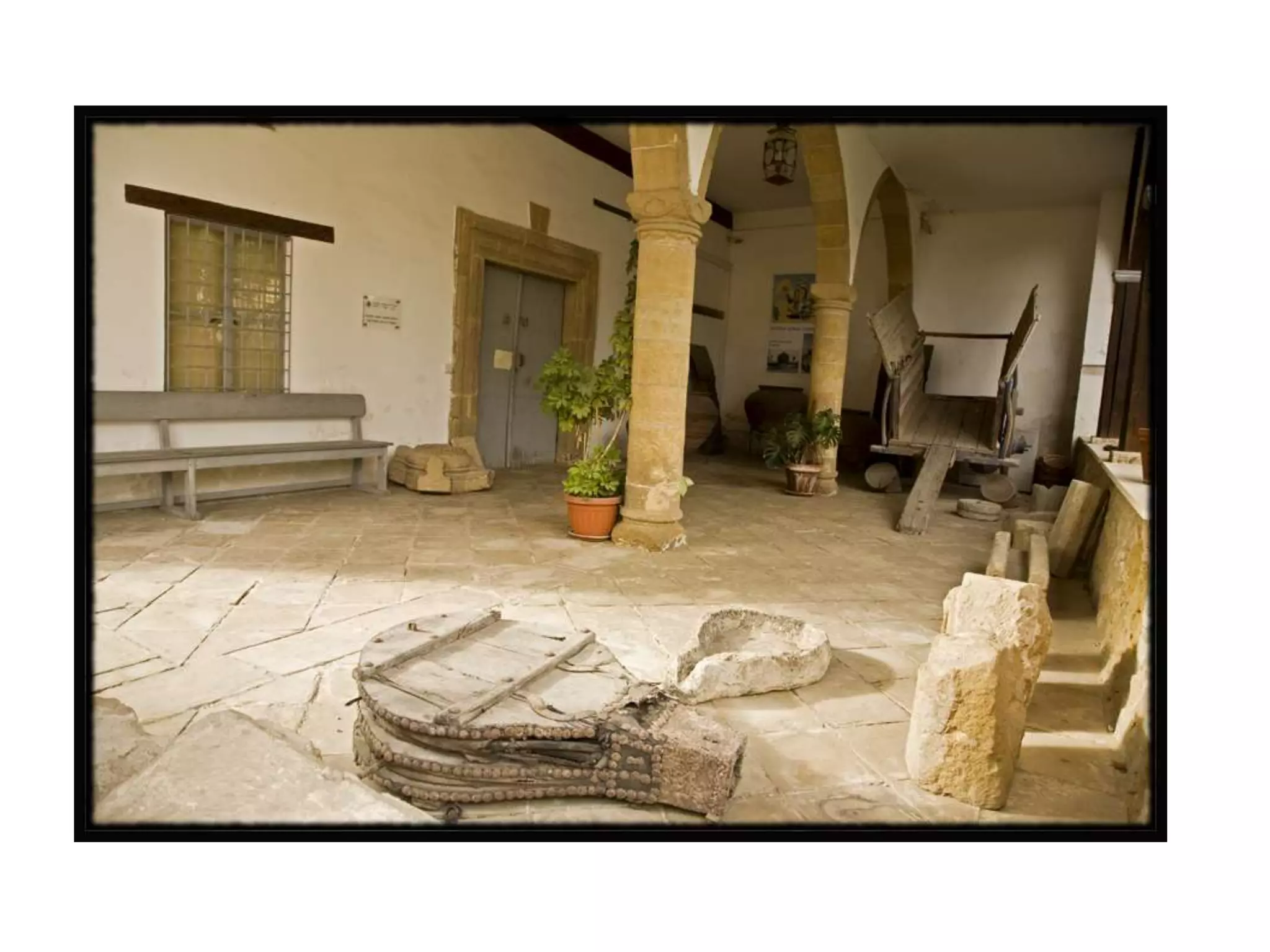 Cyprus traditional textiles | PPSX