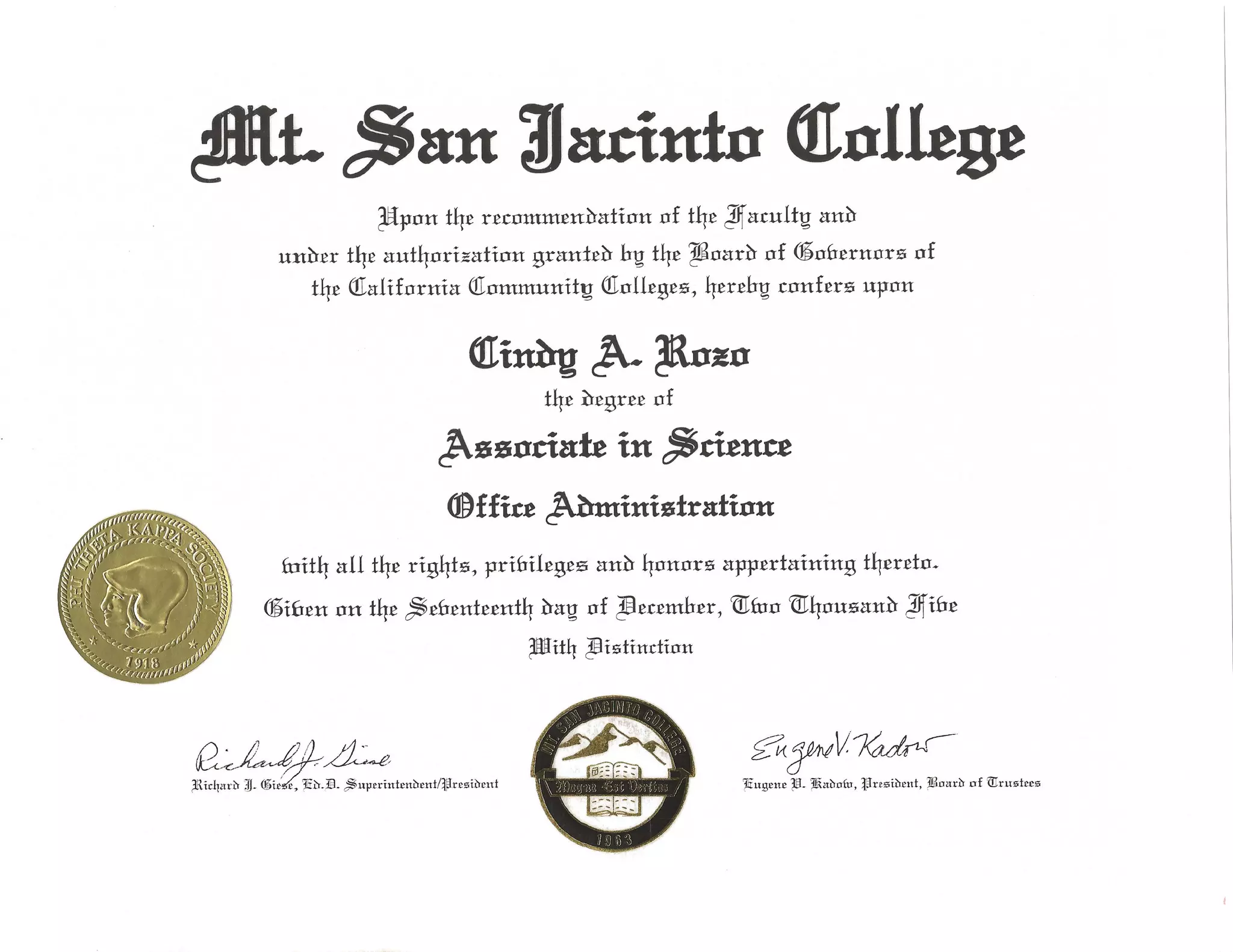 Cindy Rozo - Associate Degrees | PDF