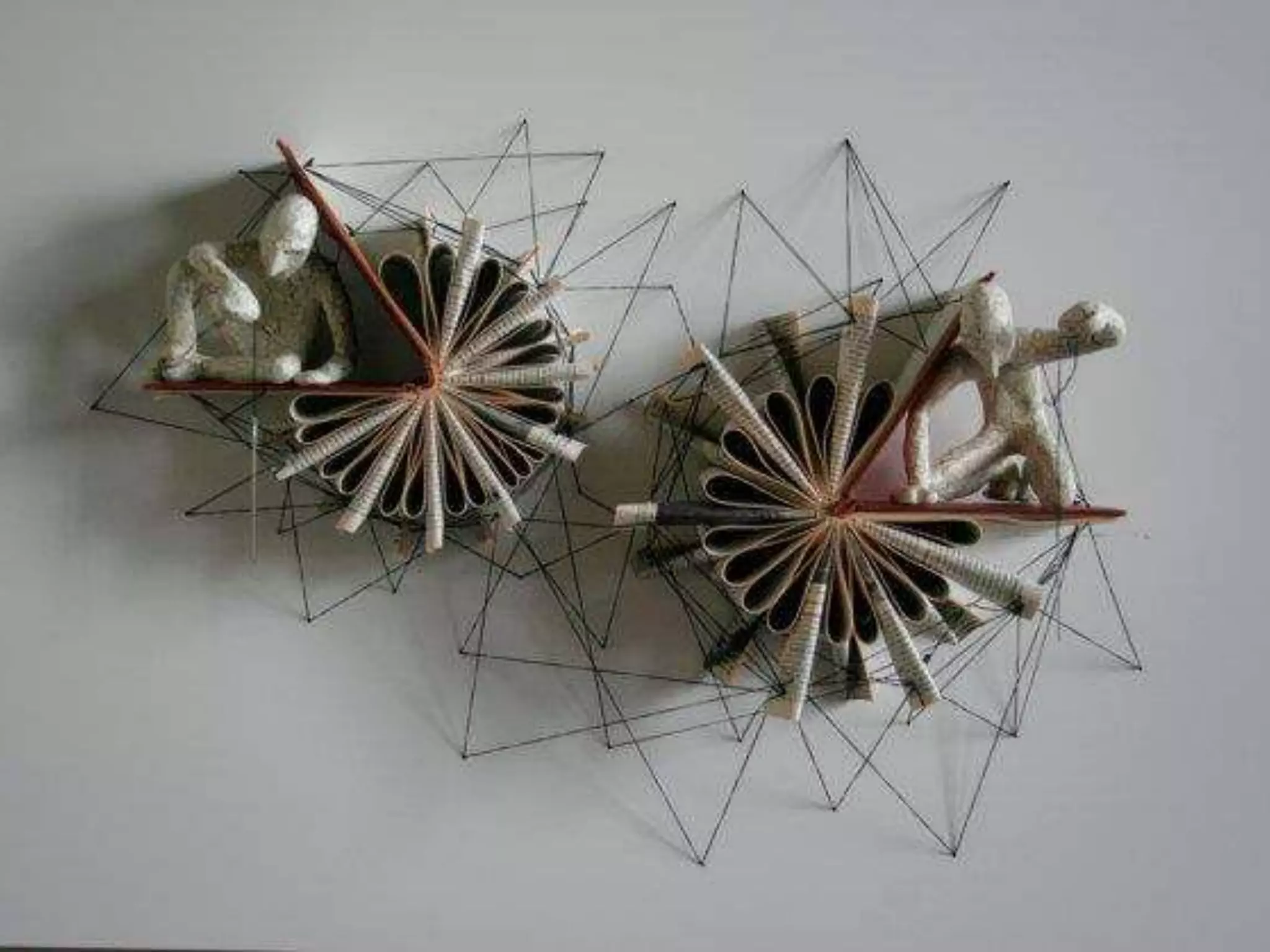 Contemplating Justice (Daniel Lai Kenjio, Book sculptures) | PPT