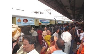 Delhi Local Train Advertising - Advertising on the EMU Train across ...