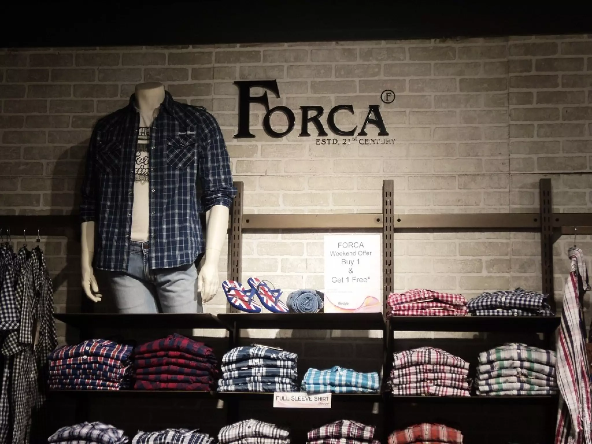 Denim Wall Merchandising | PPT