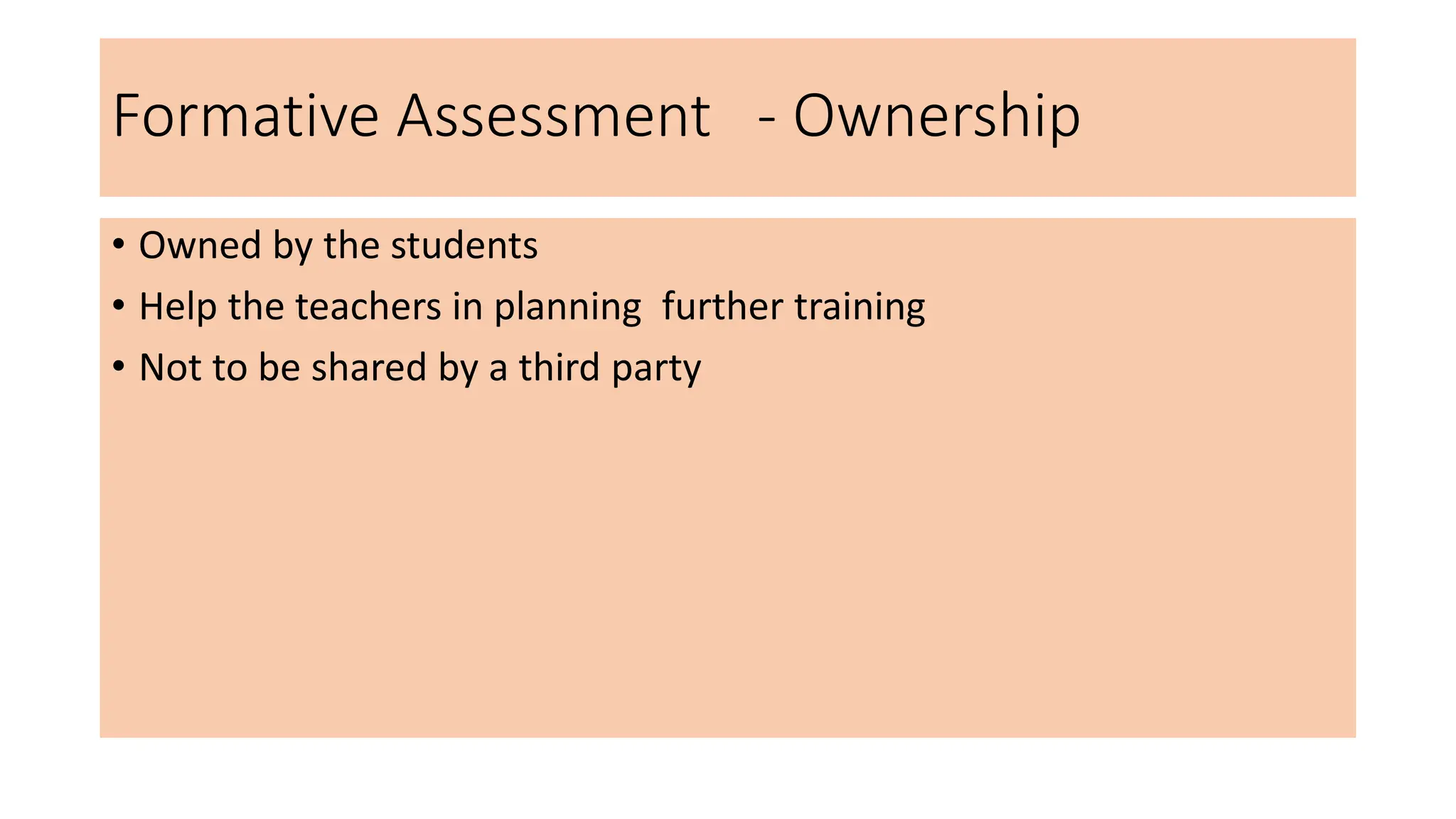 DIFFERENCE BETWEEN FORMATIVE AND SUMMATIVE ASSESSMENT.pptx