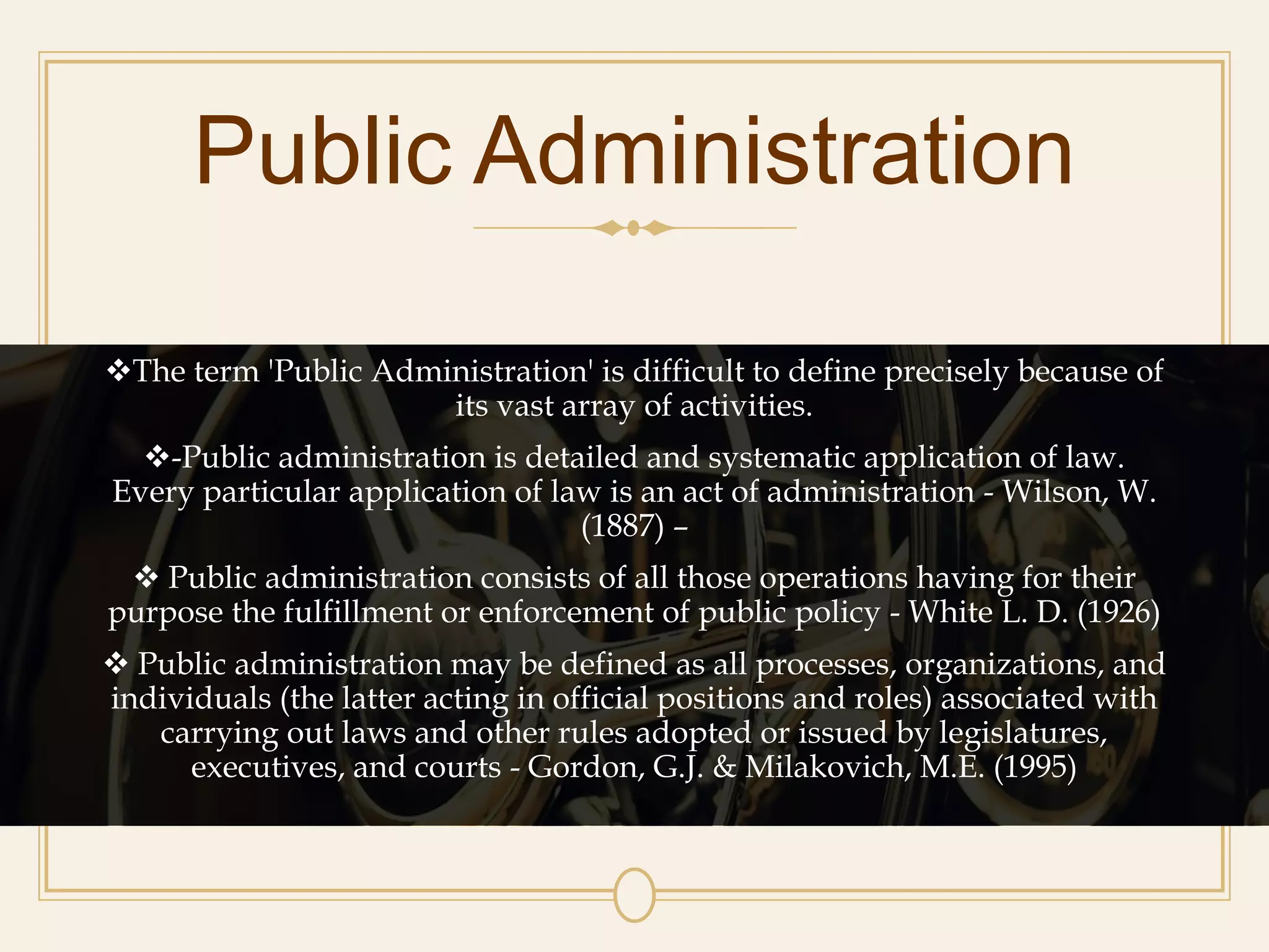 Difference btween public and private administration | PPTX