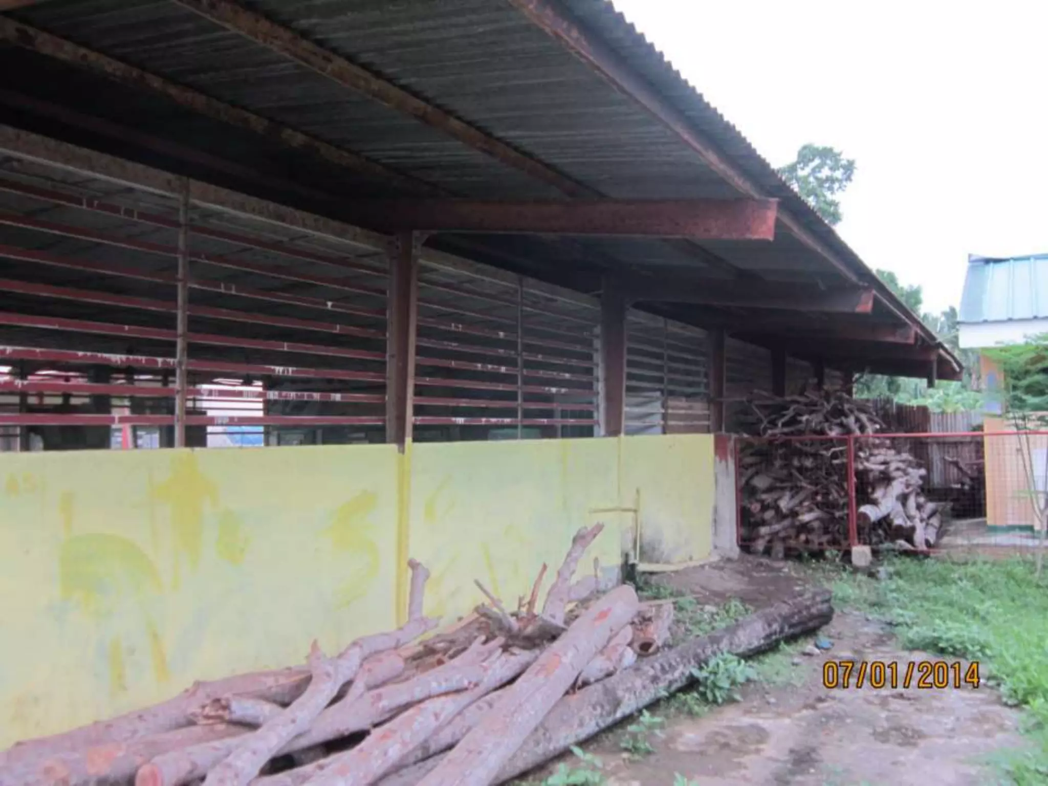 DIFF TYPES OF SCHOOL BUILDING.pptx