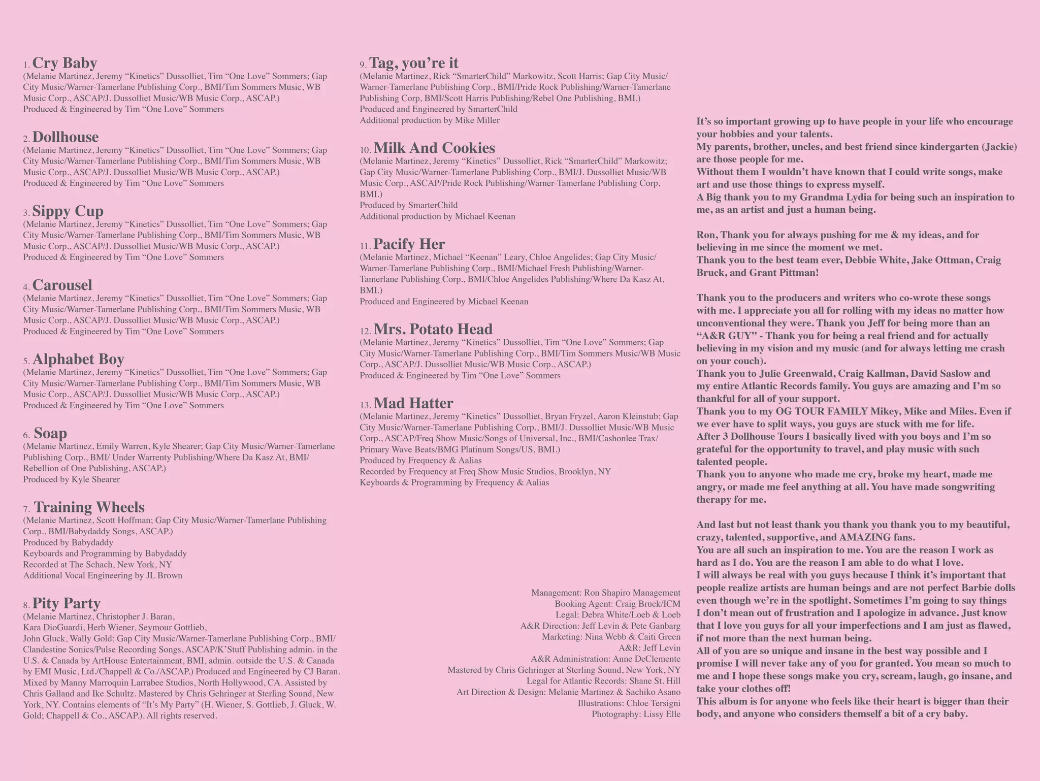 Melanie Martinez "Cry Baby" Digital Booklet | PDF