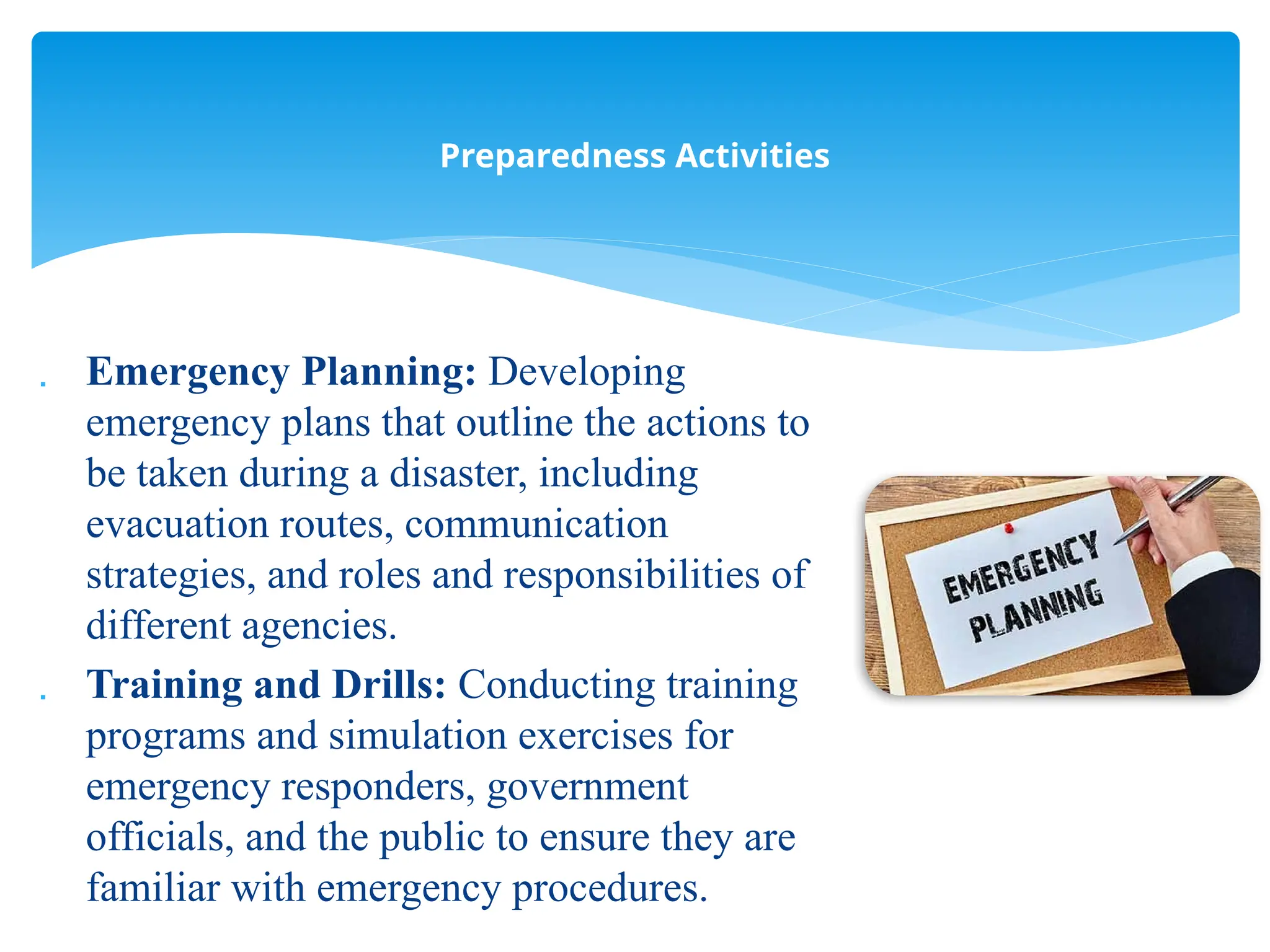 Disaster-Management-Cycle1.pptxDisaster-Management-Cycle1.pptx