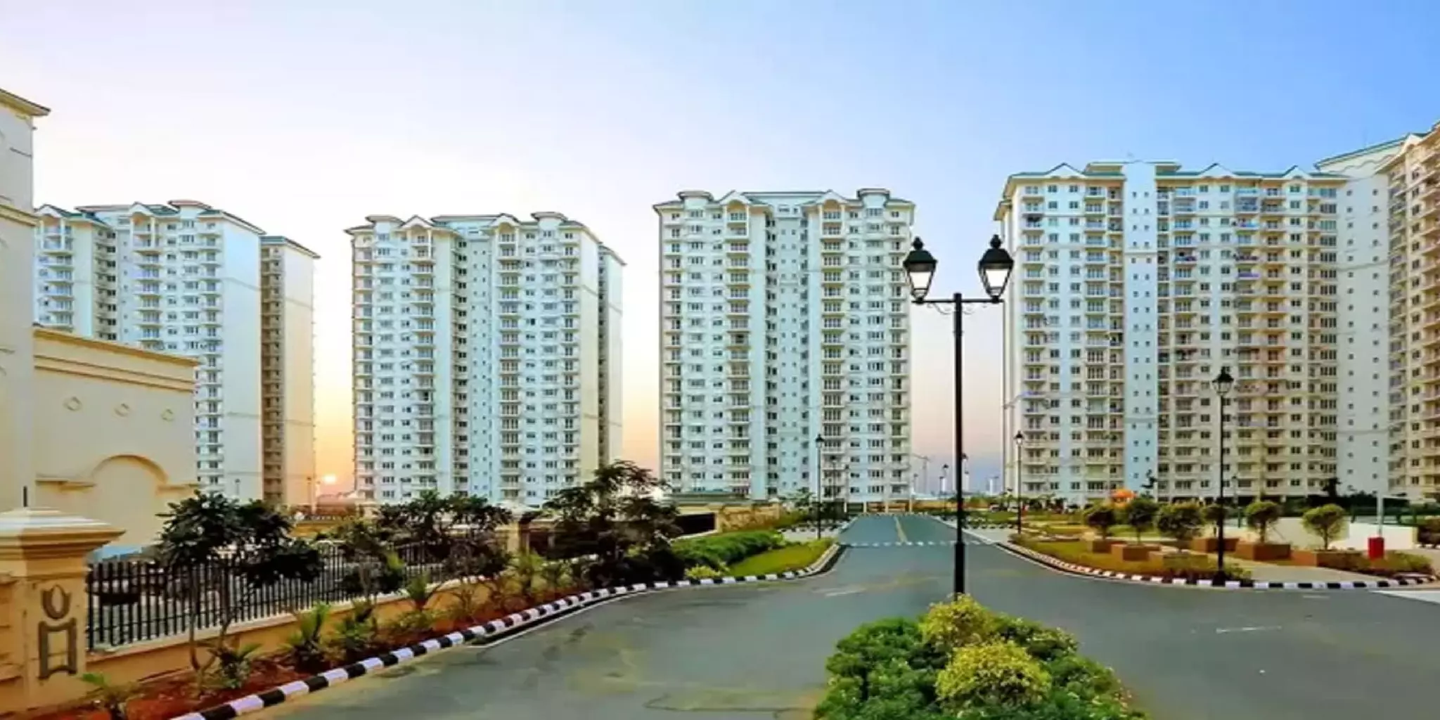 DLF Guindy In Chennai Pdf brochure.pdf