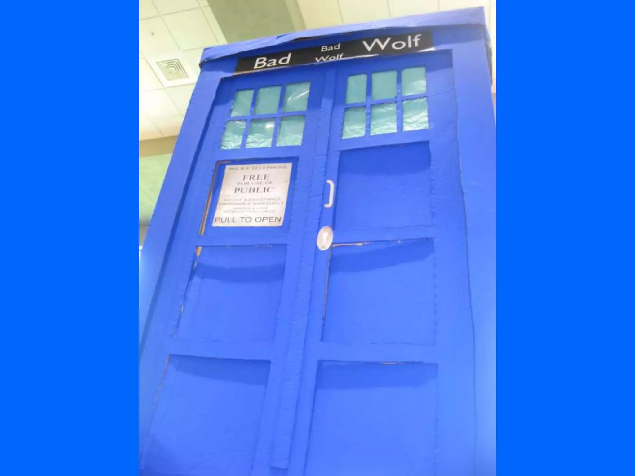 Doctor Who Tardis Library Display | PPT