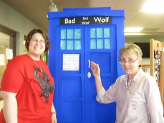 Doctor Who Tardis Library Display | PPT