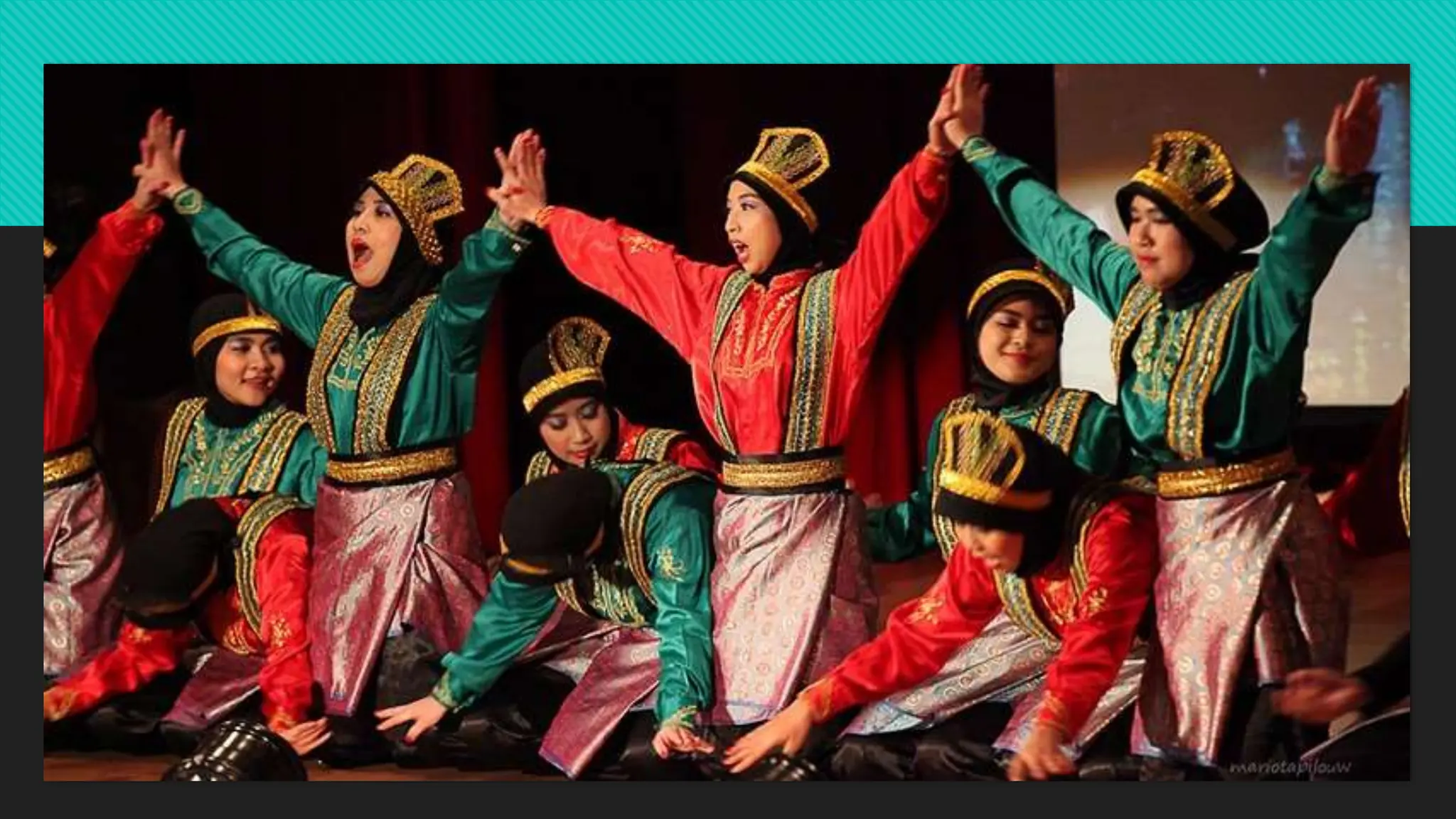 Pola Lantai Tari | PPT