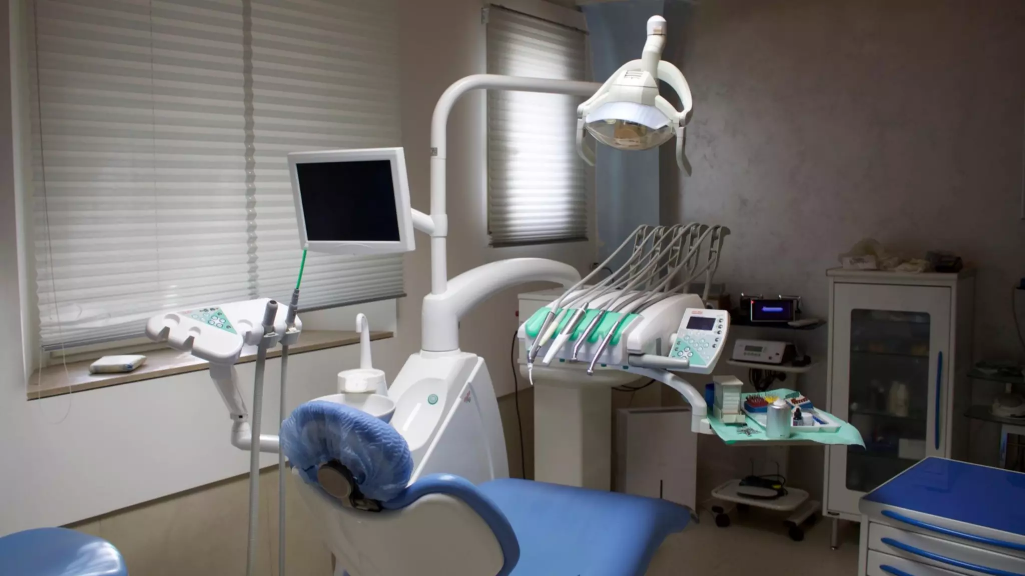 Dott. Pierluigi Lorenzetti - Studio Dentistico | PPT