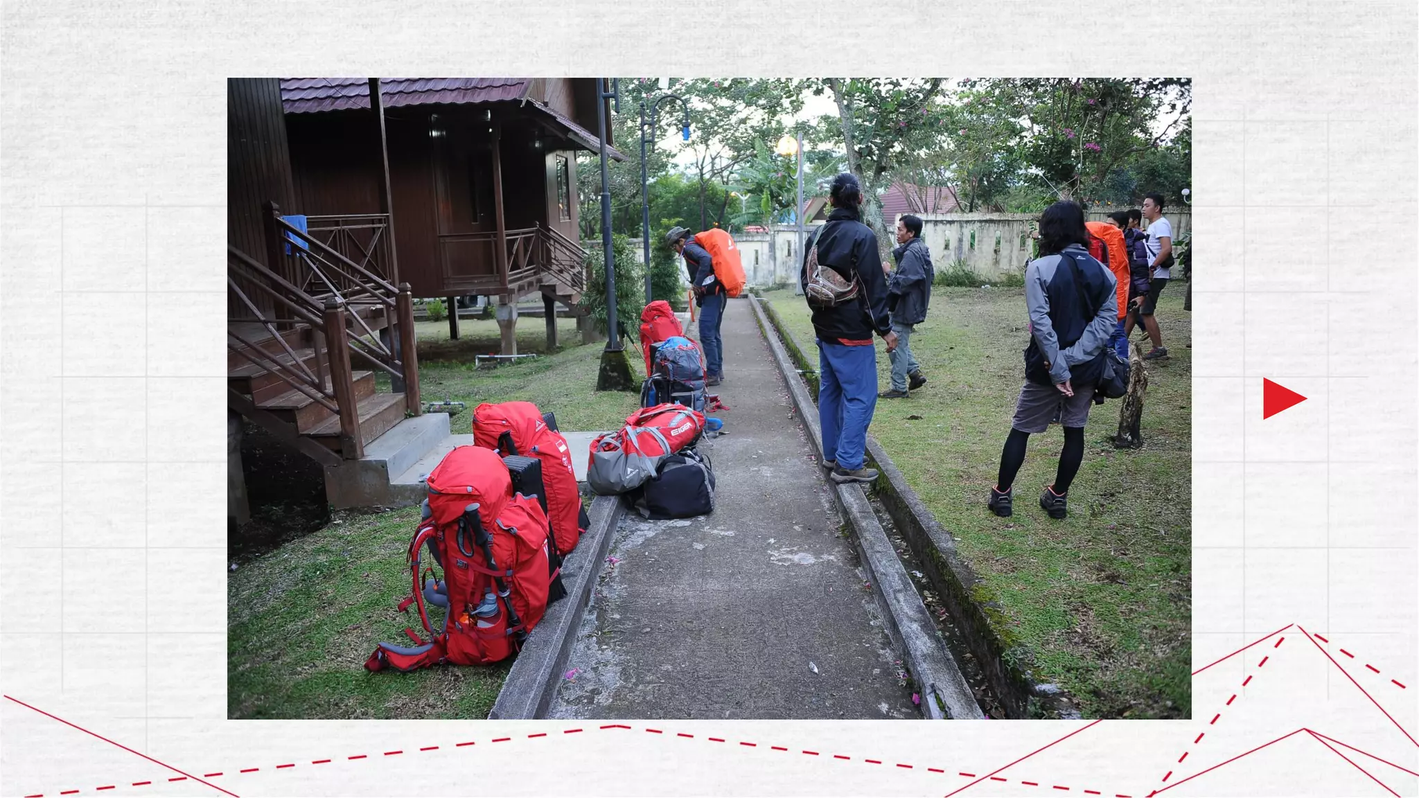 EIGER_28 GUNUNG_ROADSHOW.pdf