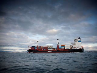 Eimskip Foto Presentation | PPTX