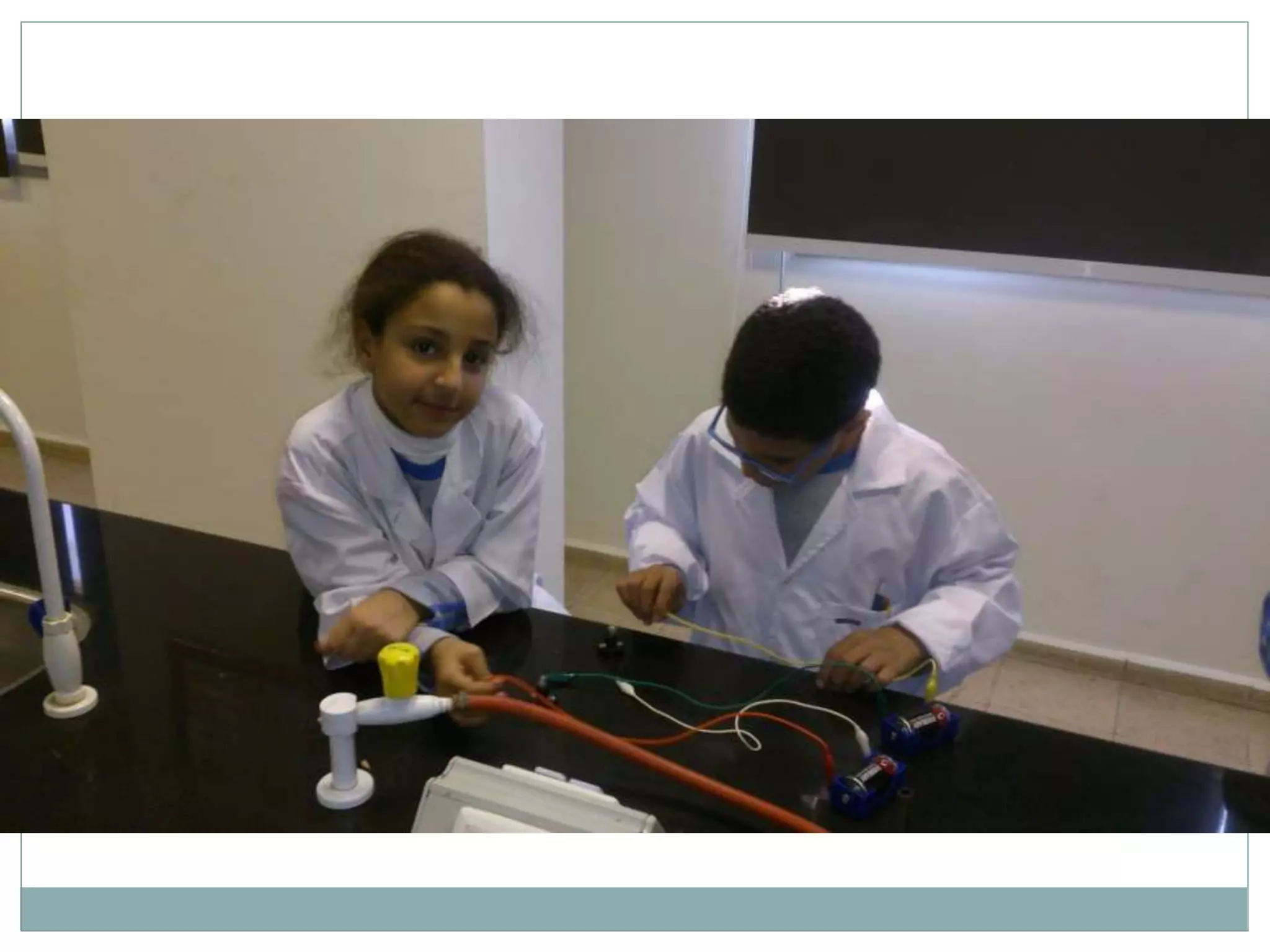 Electric circuits in the science lab 4 b | PPT