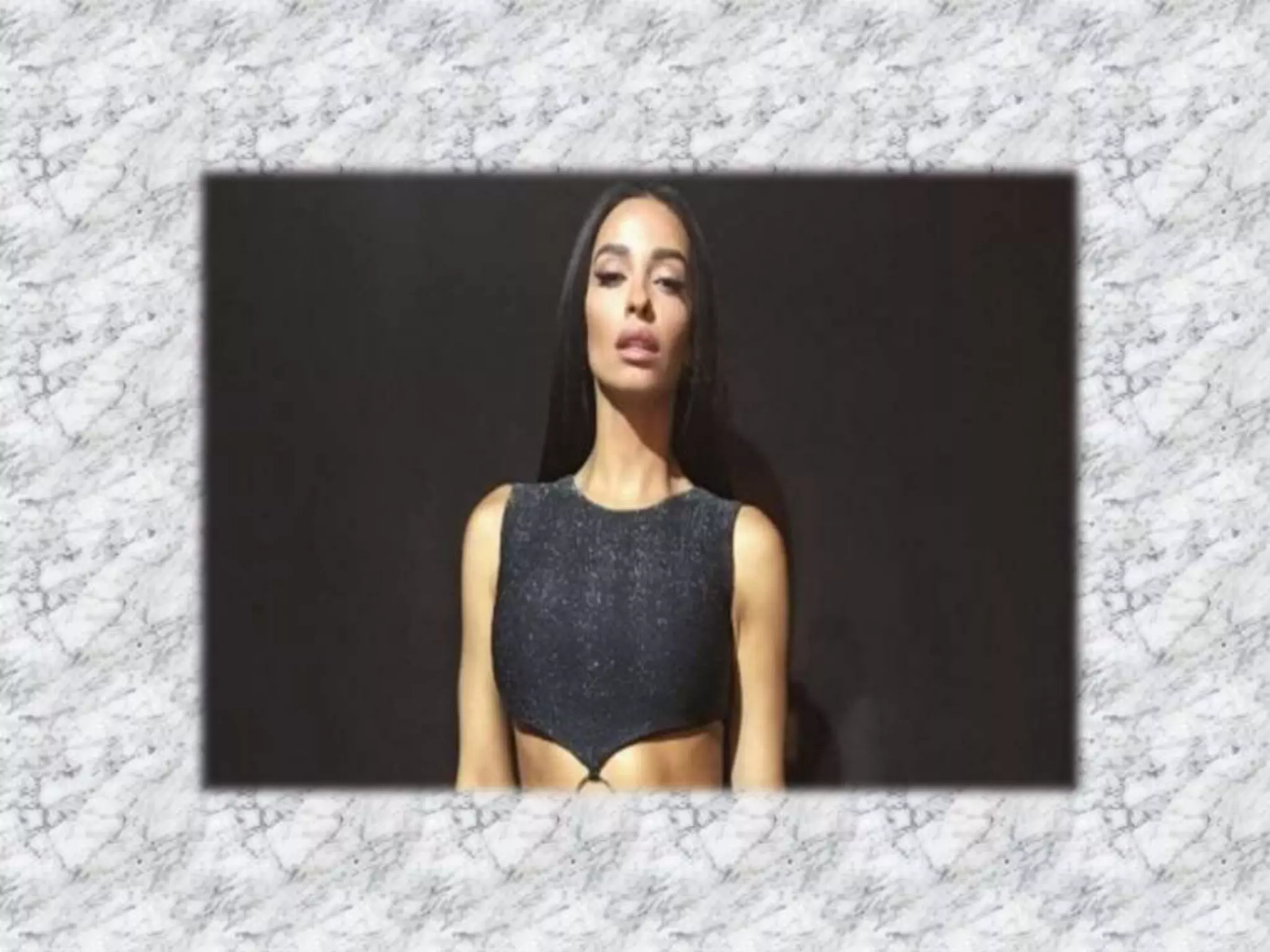 Eleni foureira e26 | PPTX