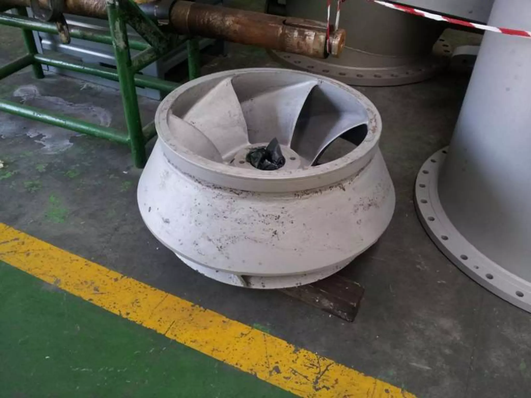 Sample ENECON Applications in the Oil & Gas Industry | PPT