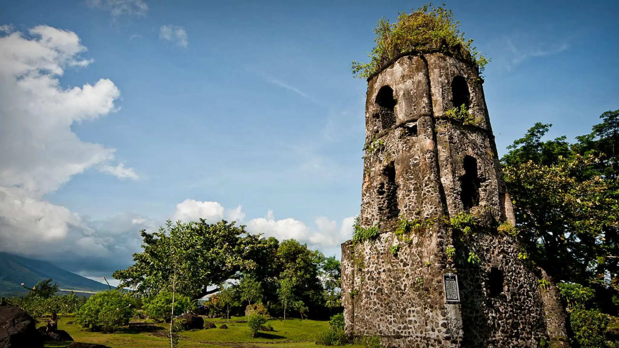 Epiko-ng-Ibalon-Maikling Kwento-Filipinoptx | PPTX