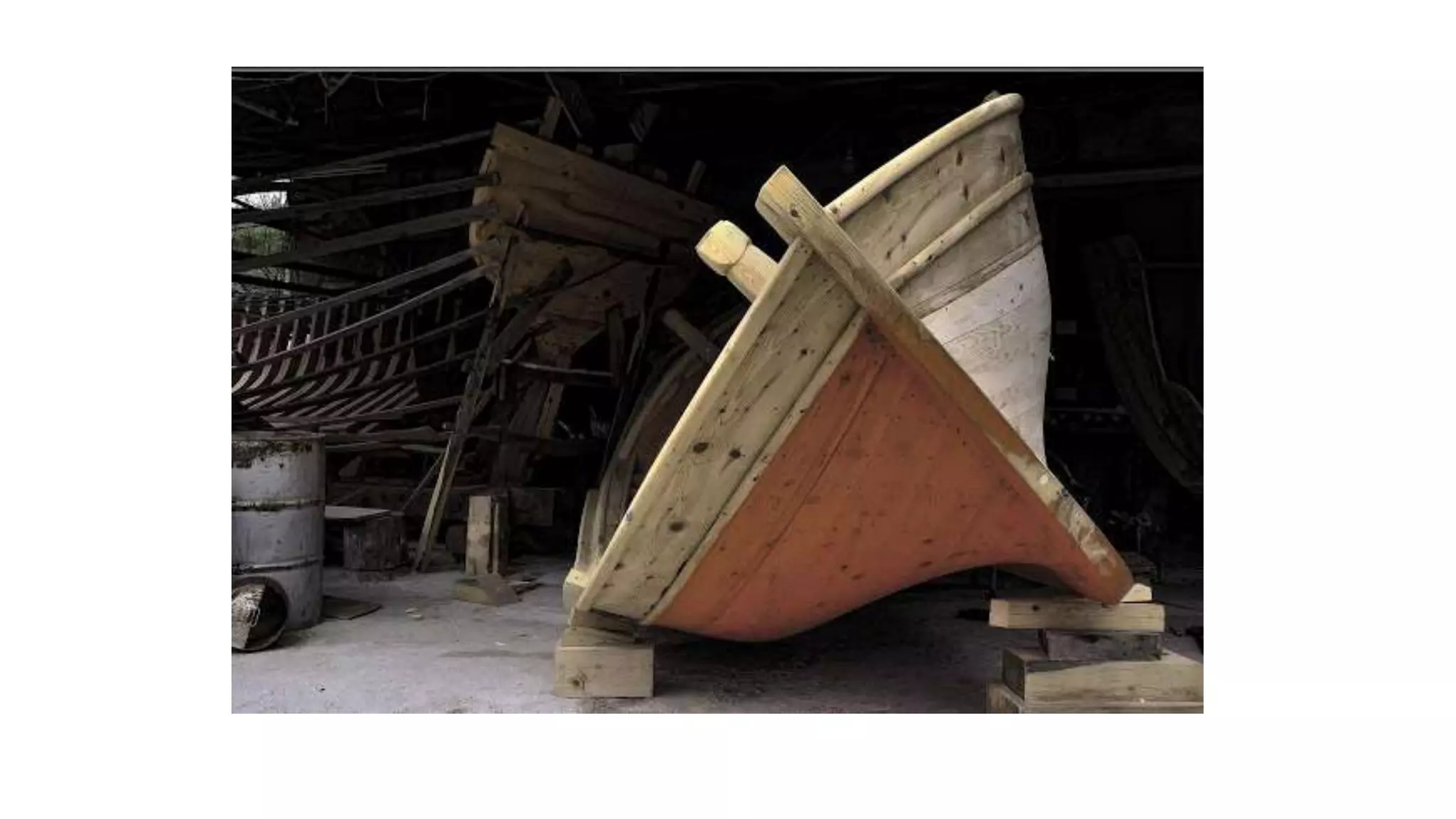 ERASMUS+CLICHE GREEK TRADITIONAL WOODEN SHIPBUILDING | PPT