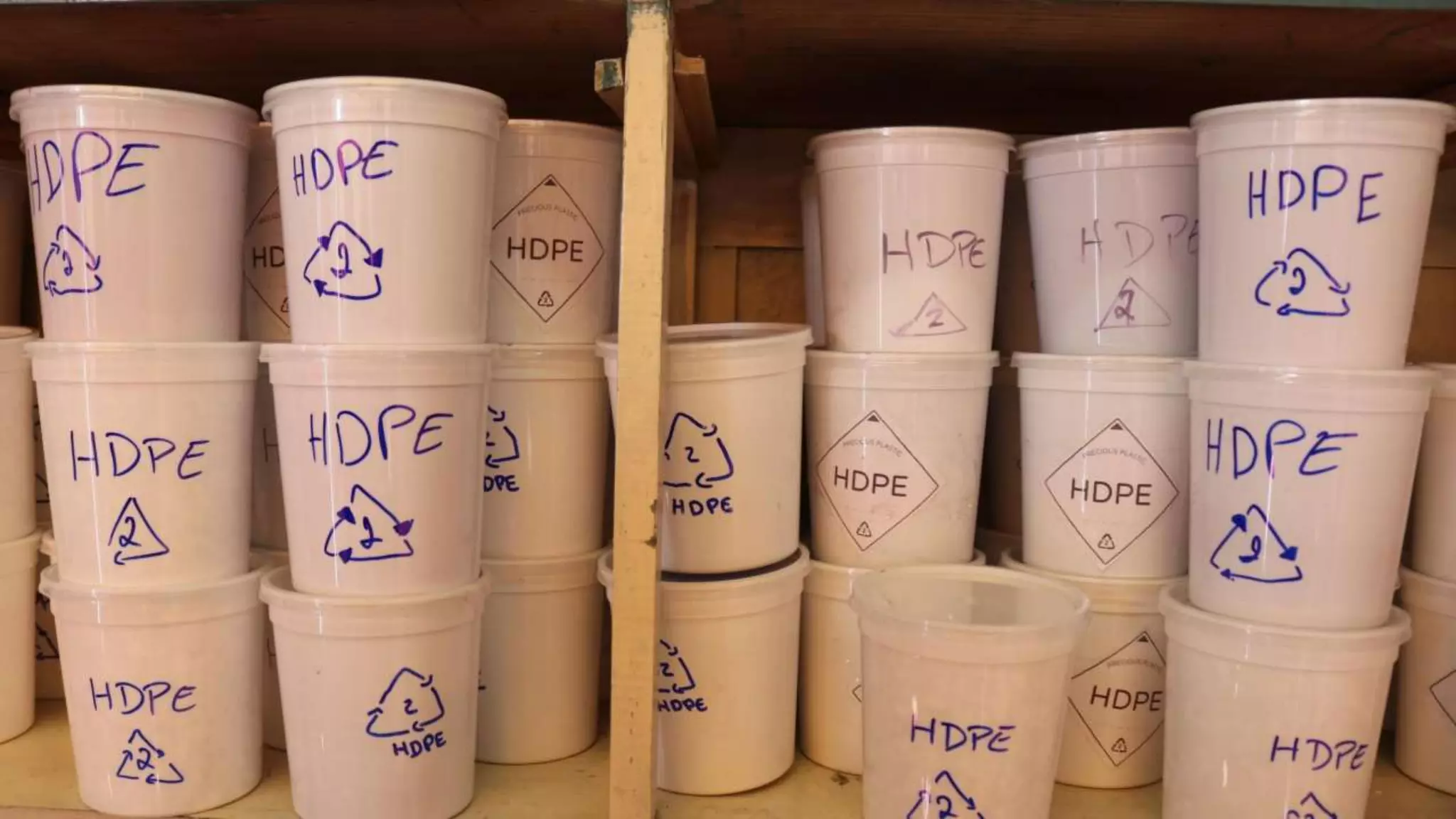 Erasmus Precious Plastic final deliverable.pptx