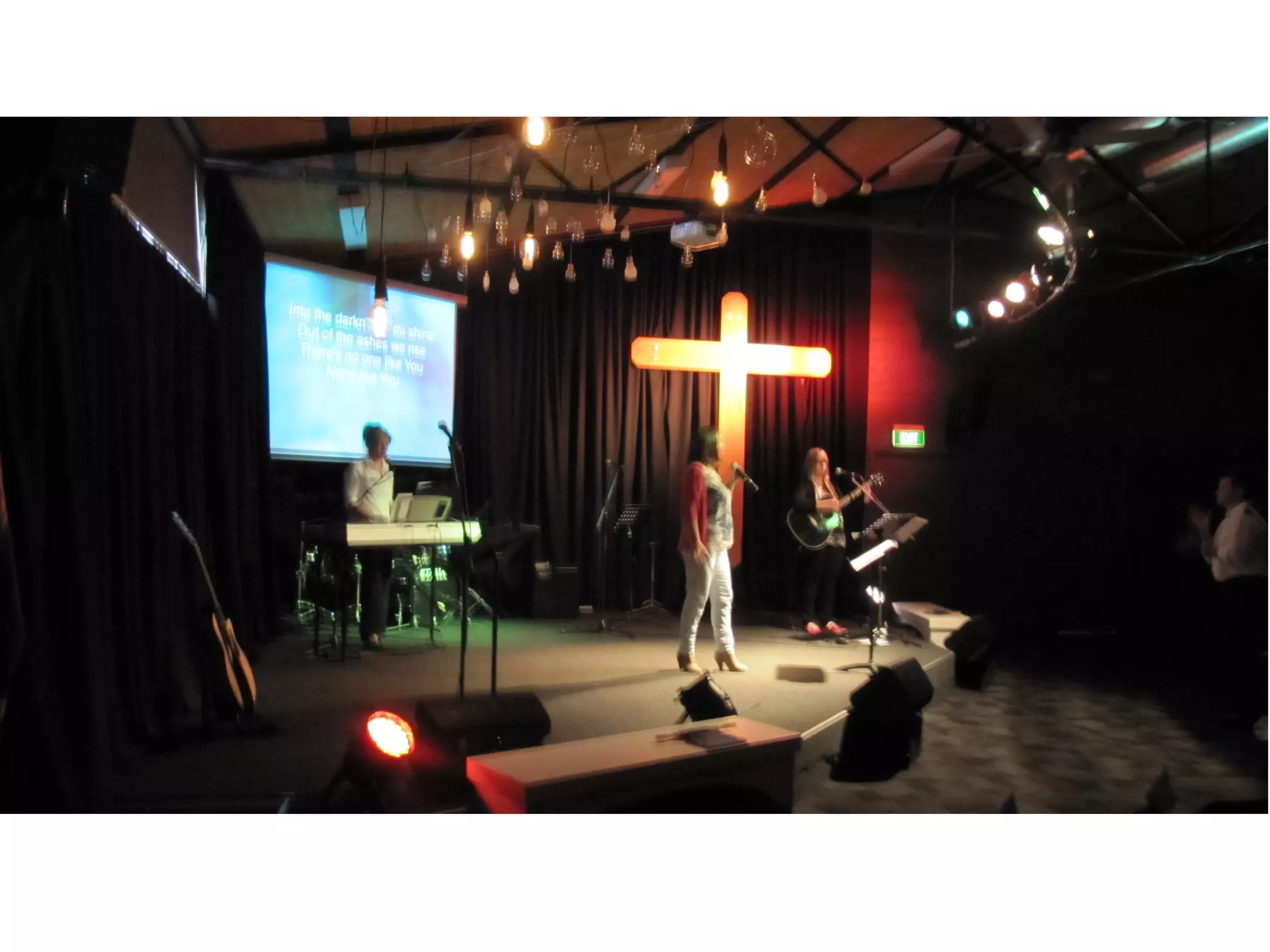 Feature article ppt | PPT