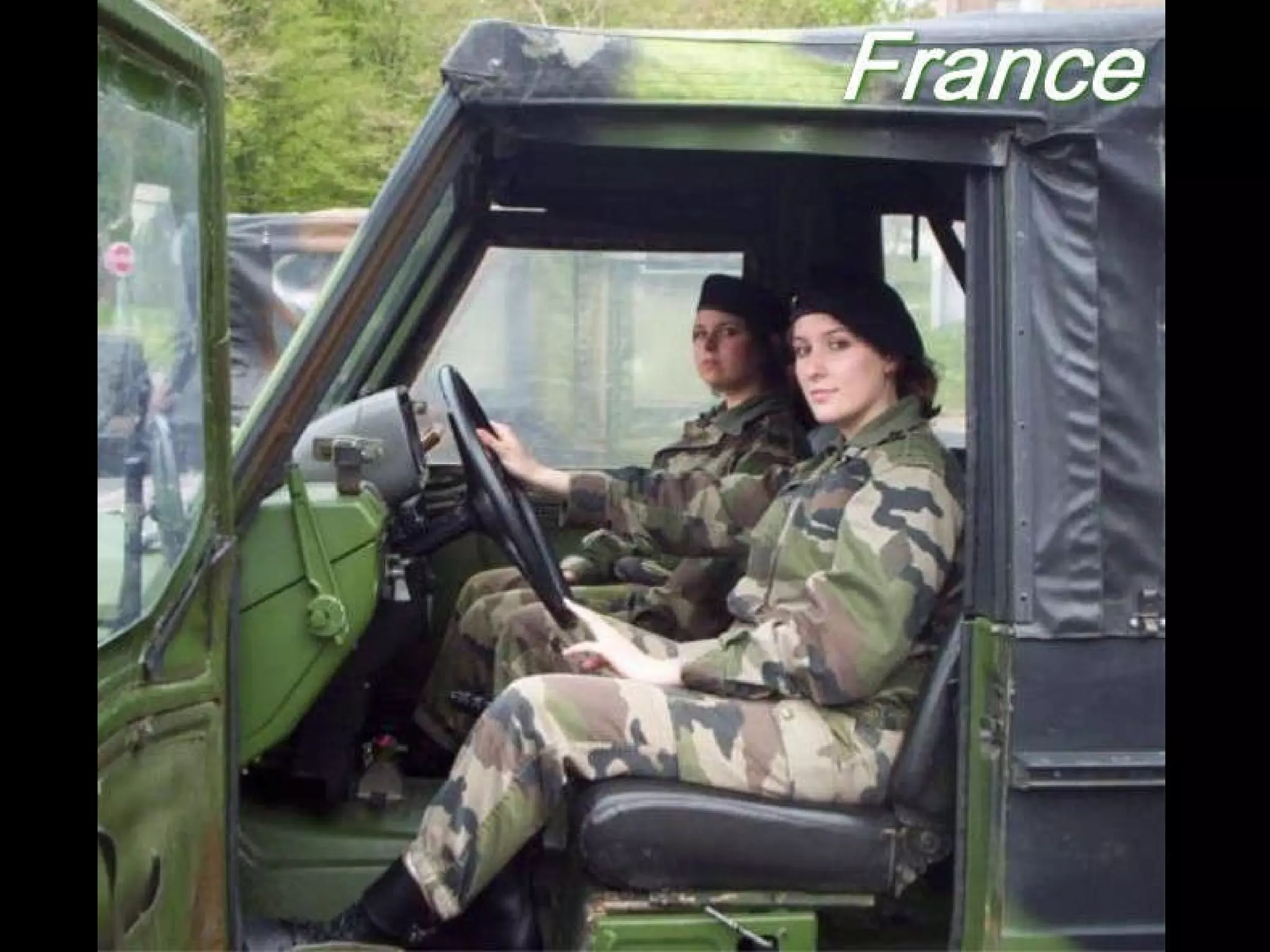 Female soldiers of_the_world mod2 (1) | PPS