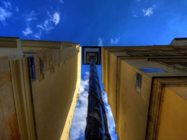 Forced perspective (v.m.) | PPT