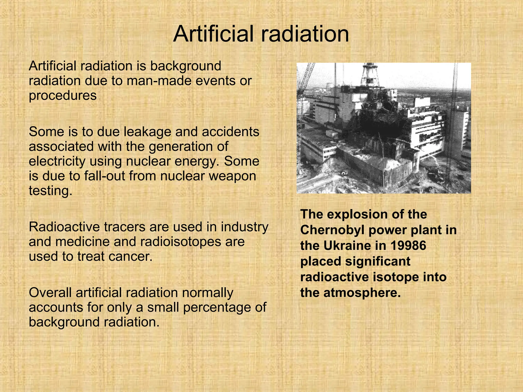 FORM 4 RADIOACTIVITY AND HALF LIFE PHYSICS NOTES.ppt