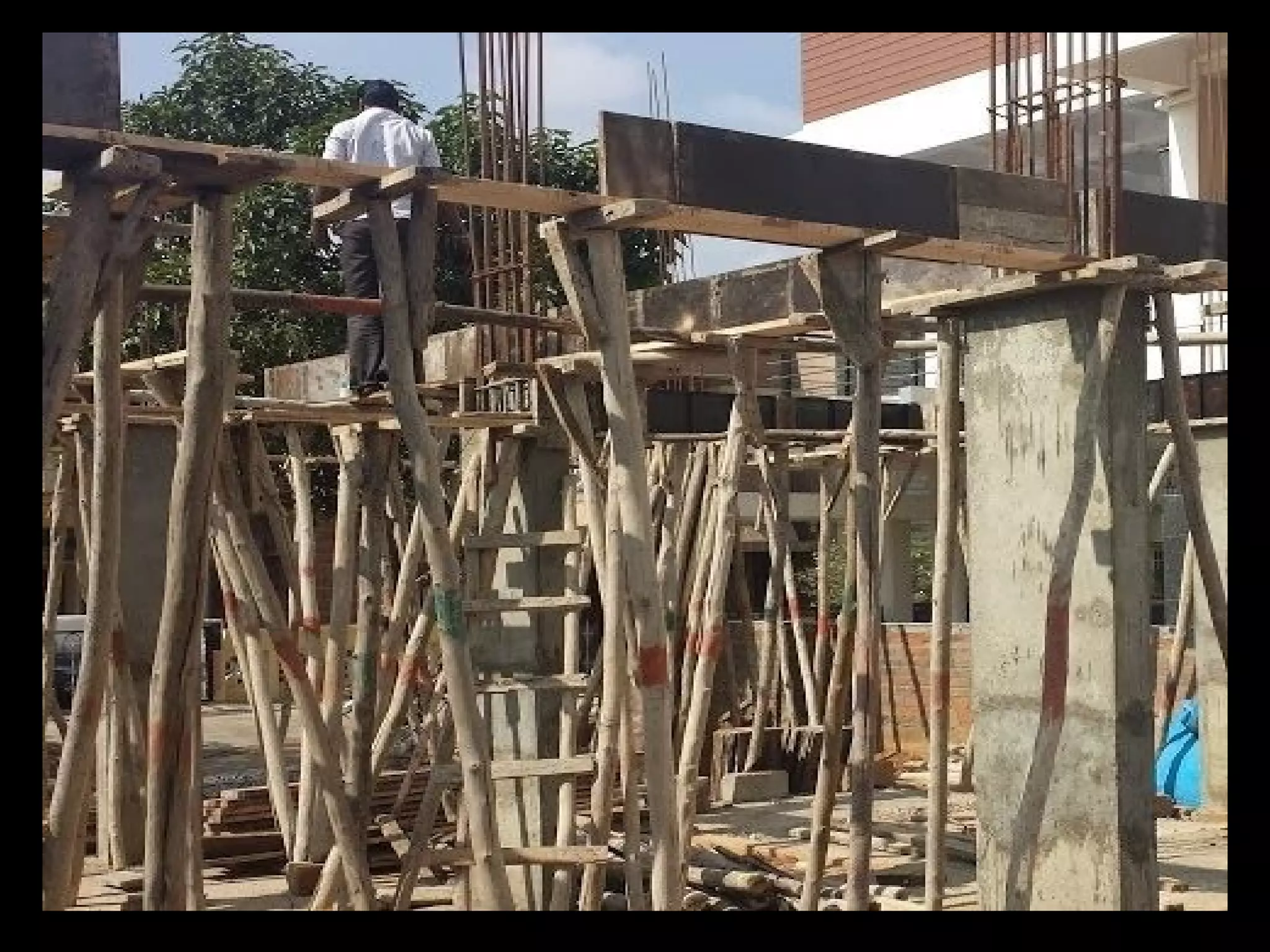 Formwork failures and remedial measures | PPT