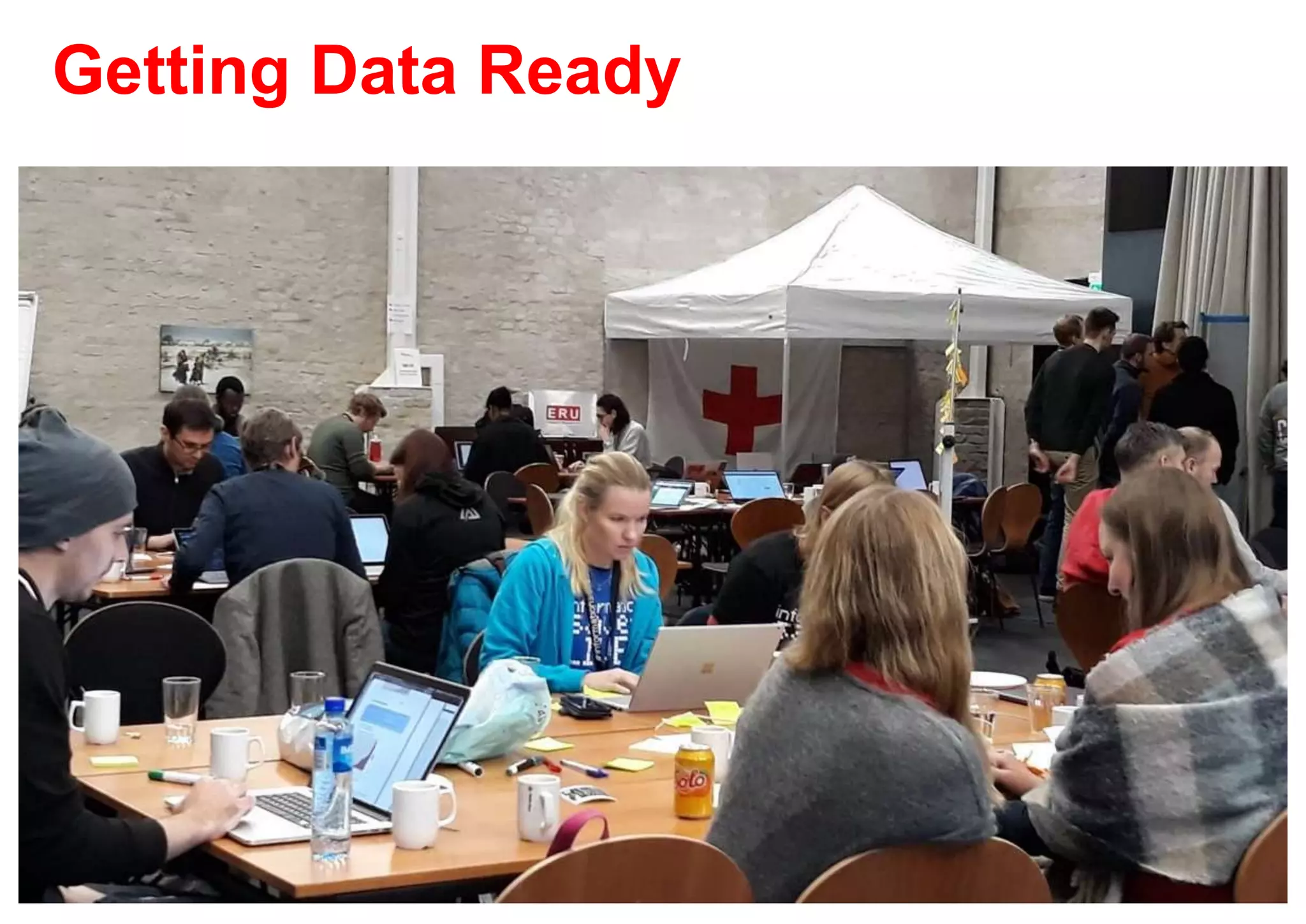 Fragile communities in a data driven world | PPT