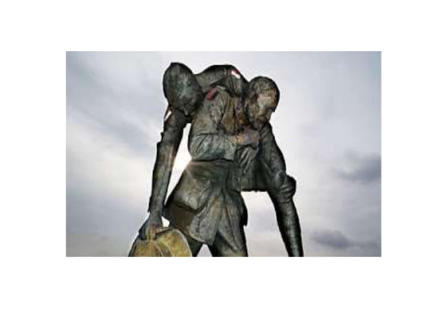 Futility revision PowerPoint | PPTX | Poetry | Books and Literature