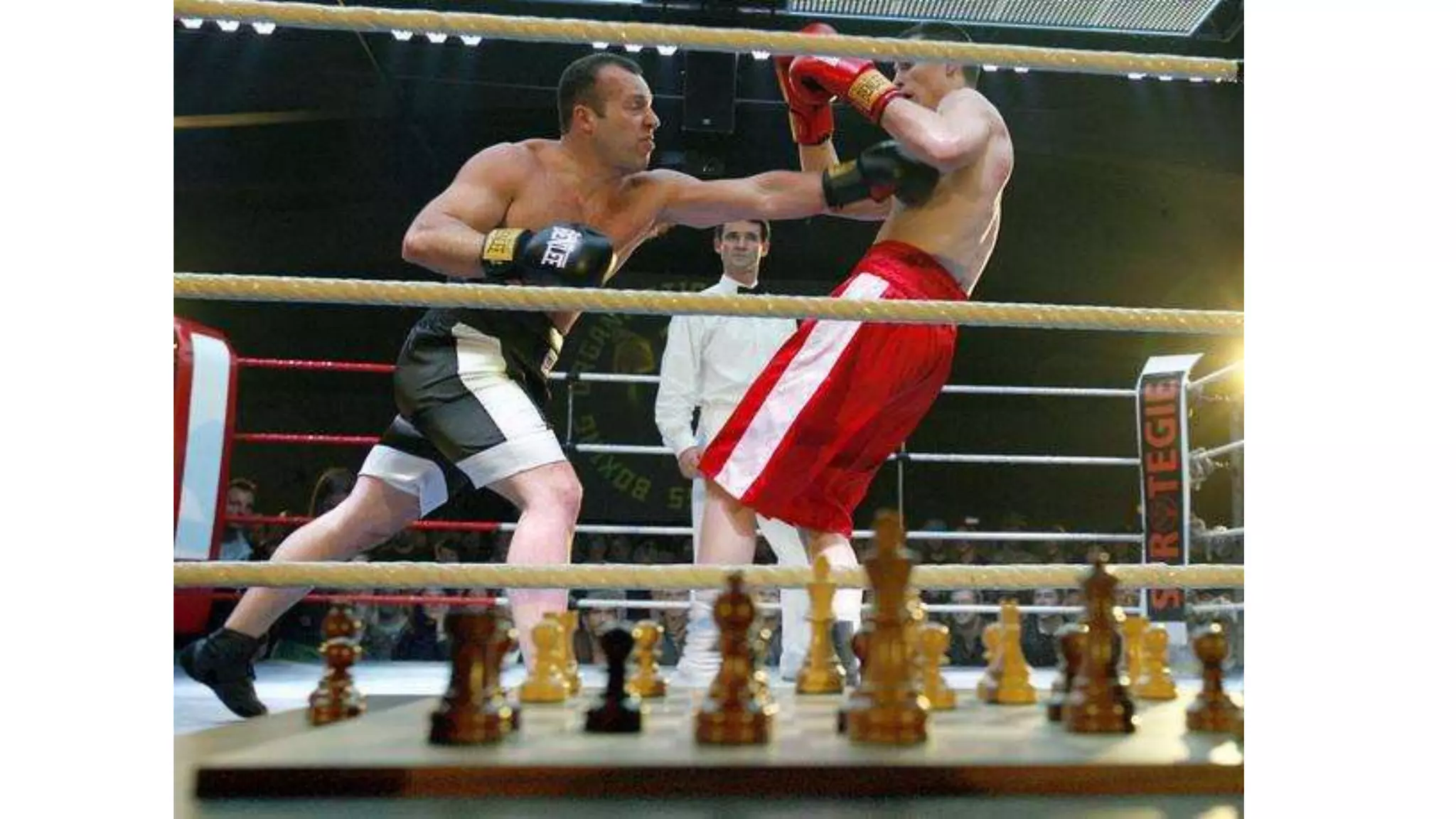 Chess boxing | PPT