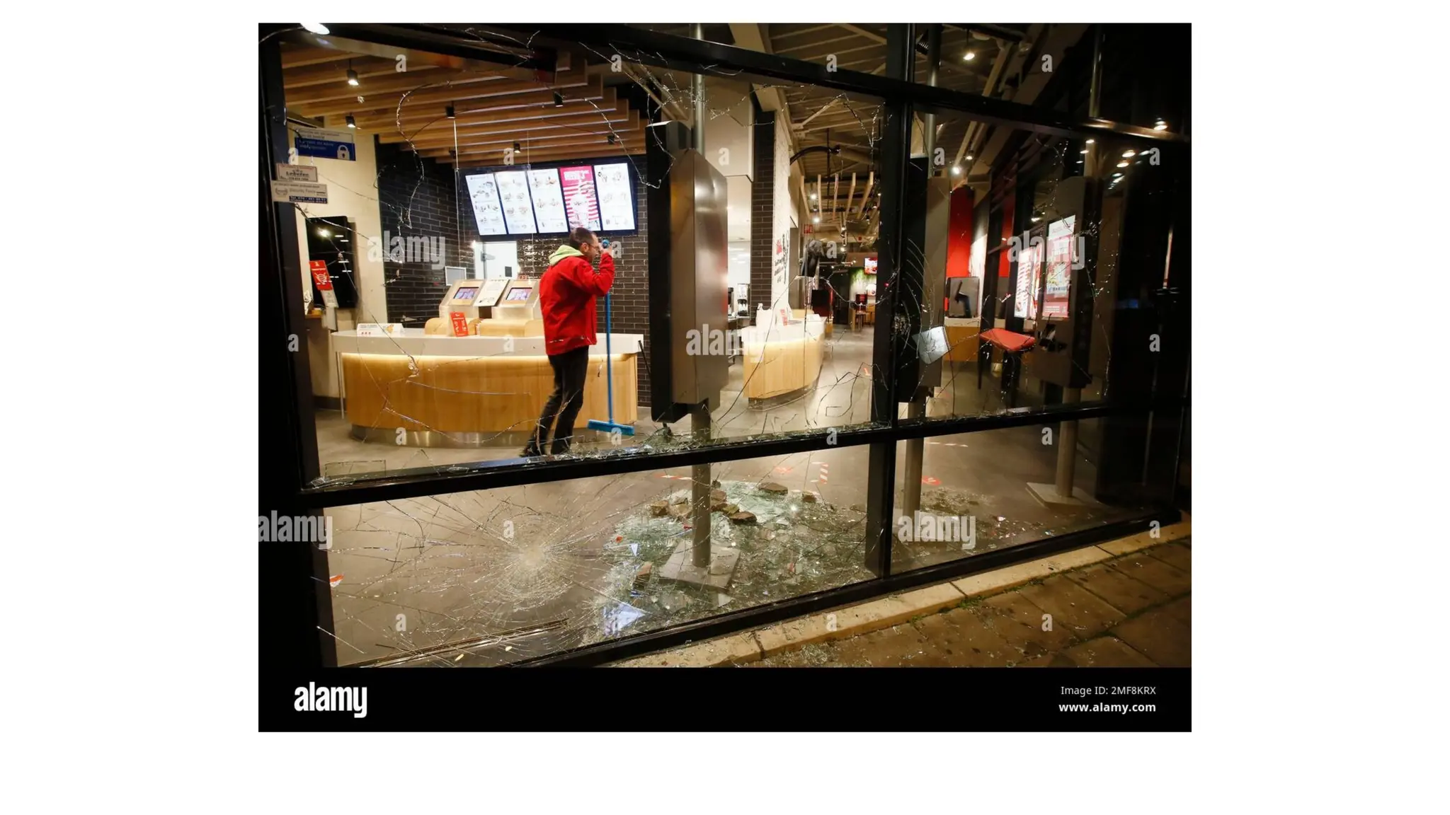 Glass Breakage Control.pptxfffffffffffffffffff | PPTX