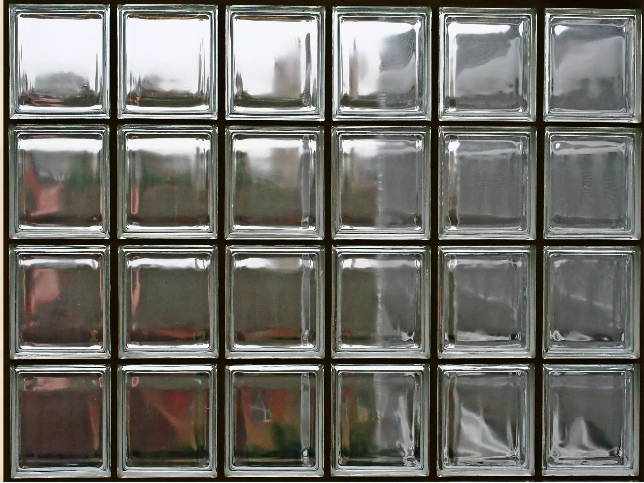 Glass bricks – meaning, usage and advantages | PPT