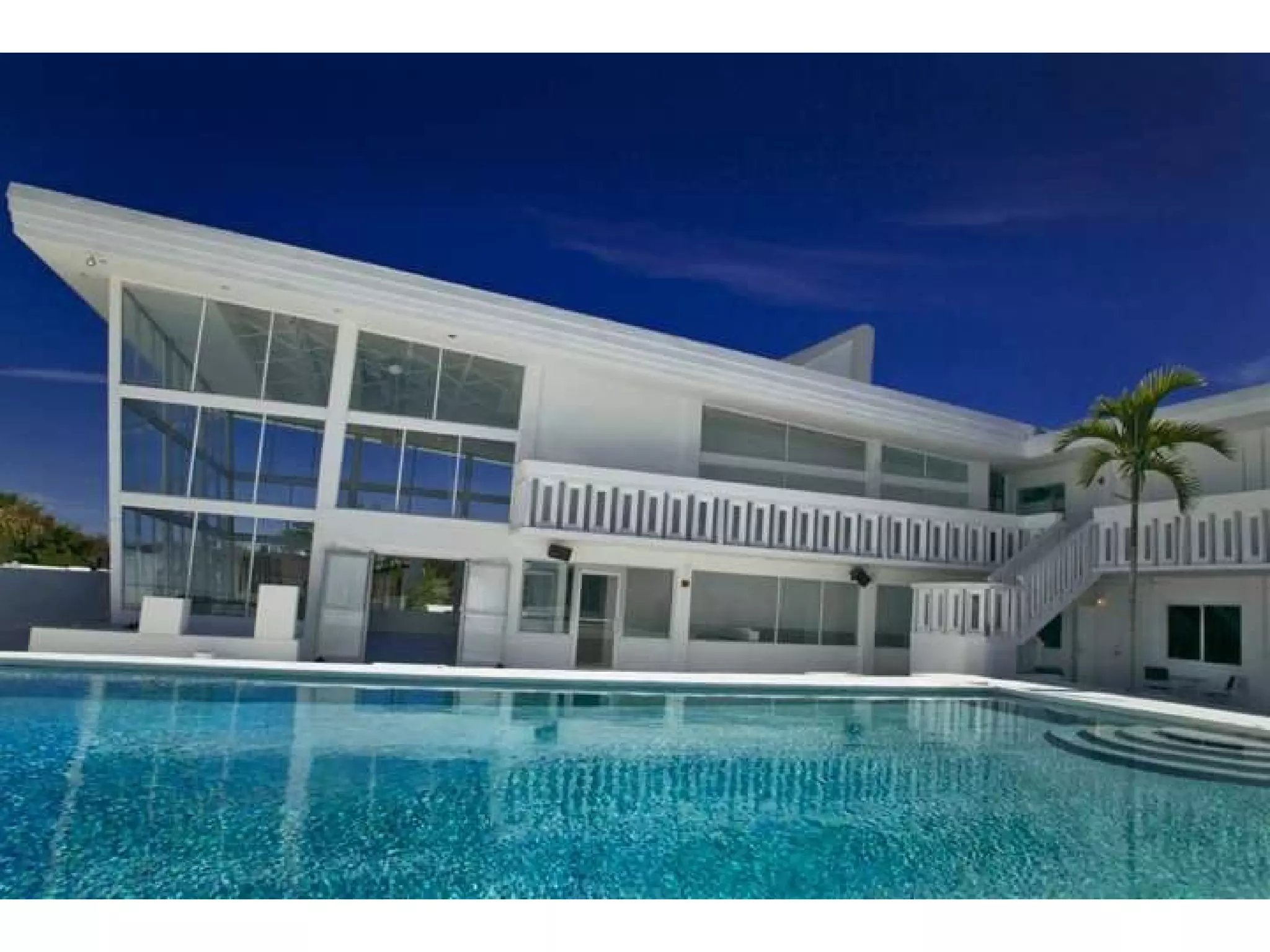 Glass haus studio pictures | PPT