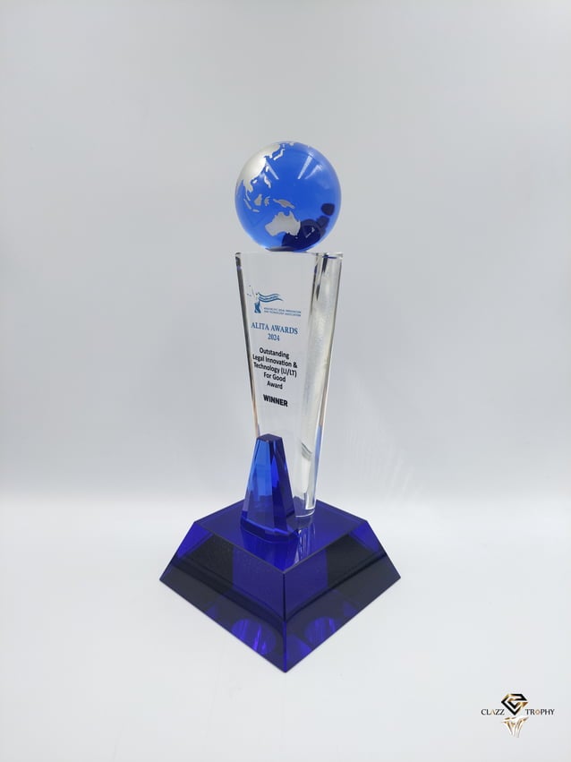 Globe Alita Awards at Clazz Trophy Malaysia | #1 Reliable Trophy ...