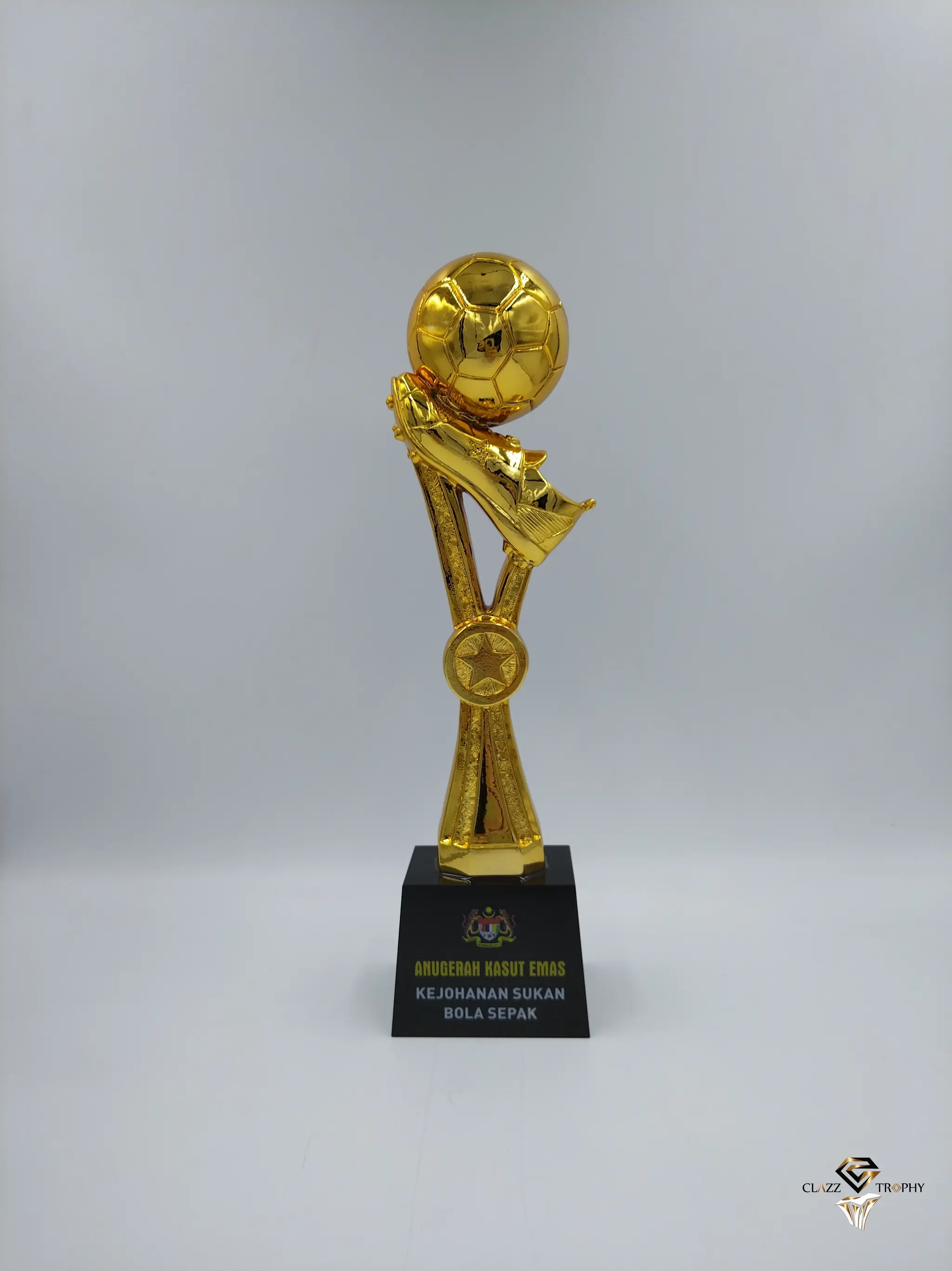 Golden Football Trophies at Clazz Trophy Malaysia | #1 Reliable Trophy ...