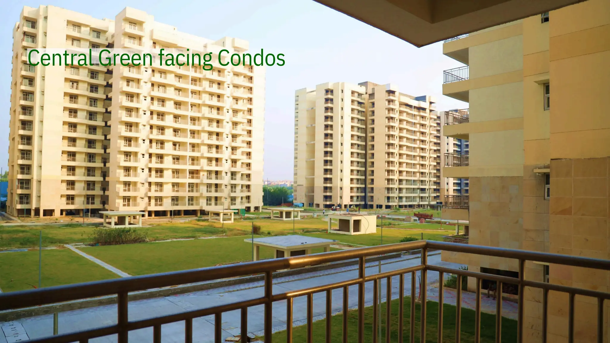 Golf View Condos Dwarka Sector 19B, New Delhi layout plan.pdf