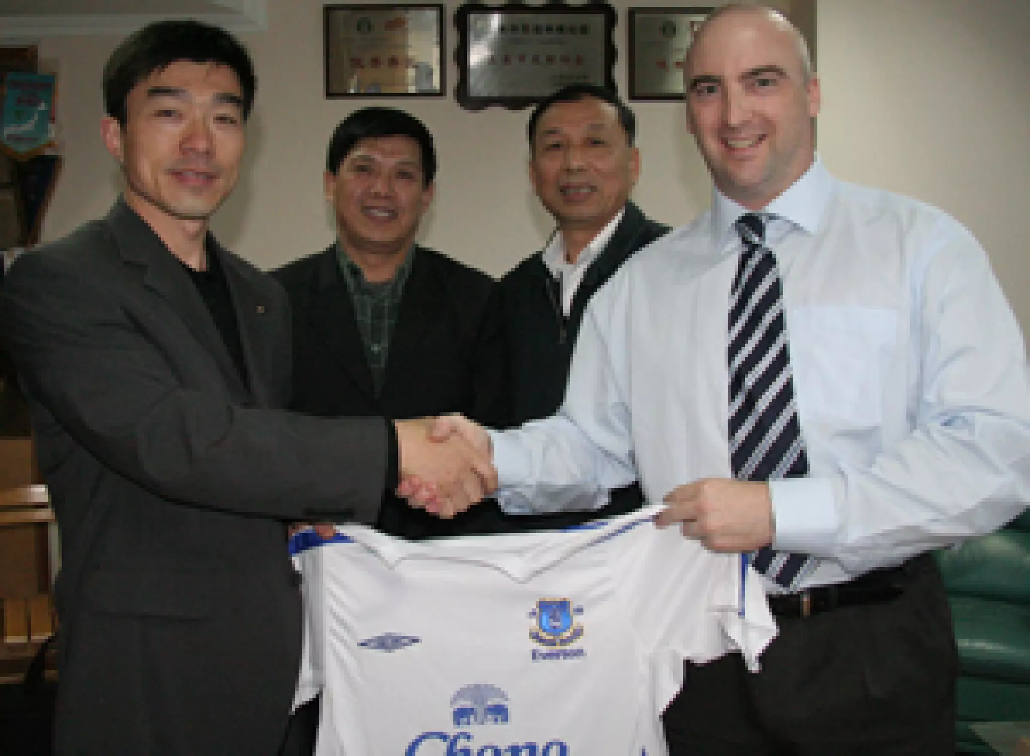 Graham Lewis official photos | PDF